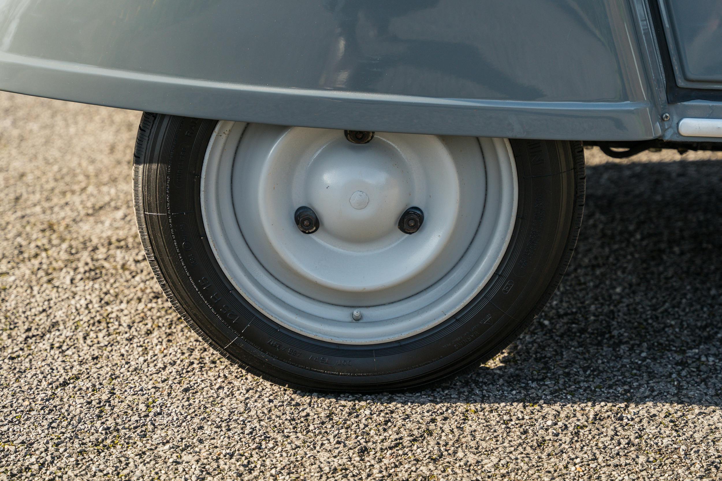 RESERVE LOWERED: 1958 CITROËN 2CV