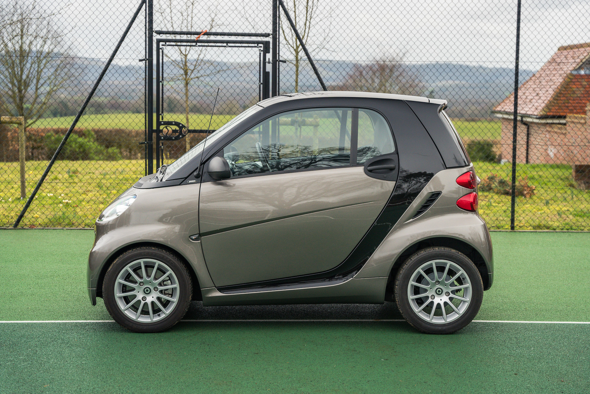 2011 SMART FORTWO - 6,303 MILES