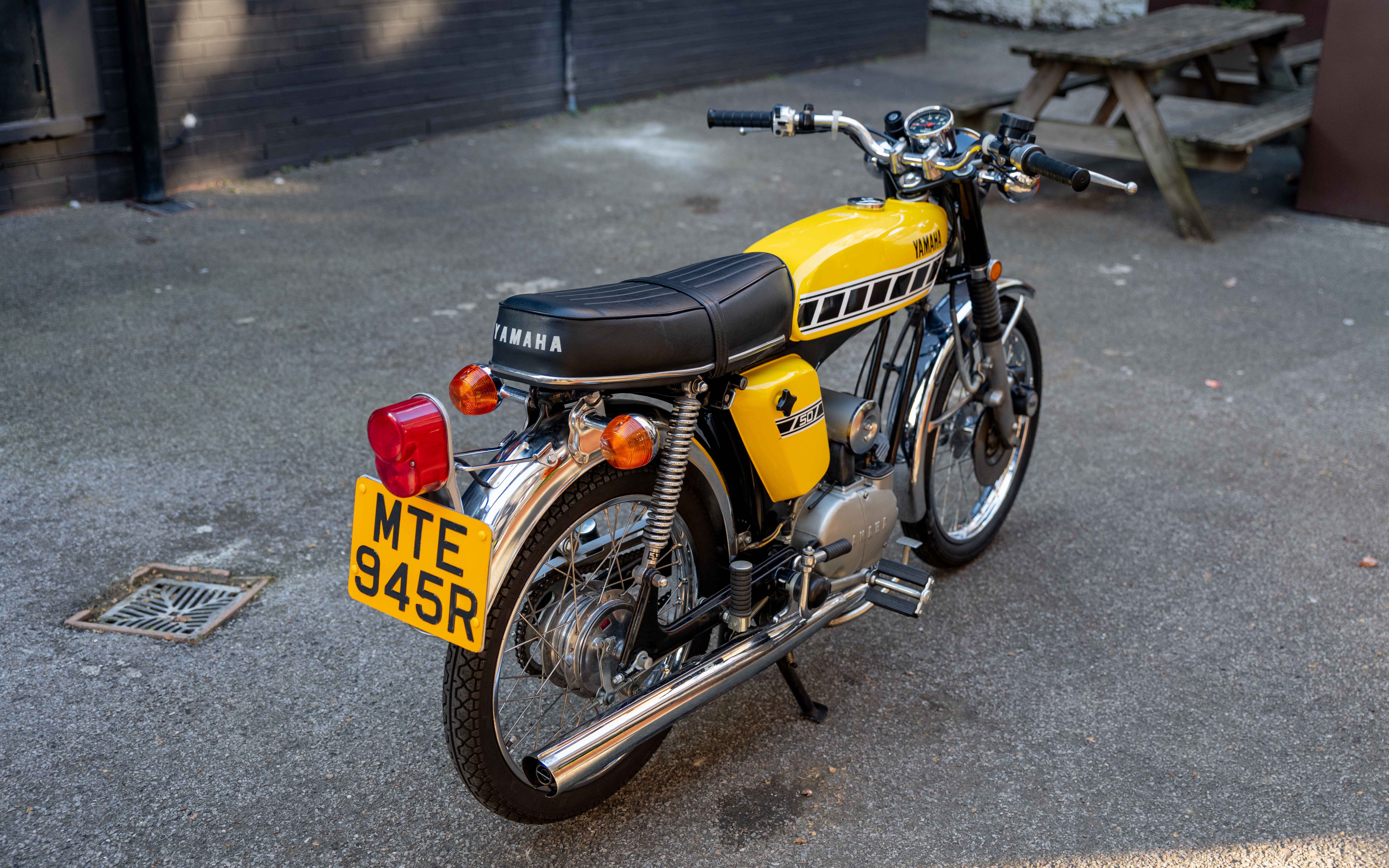 1976 YAMAHA FS1-E DX for sale by auction in London, United Kingdom