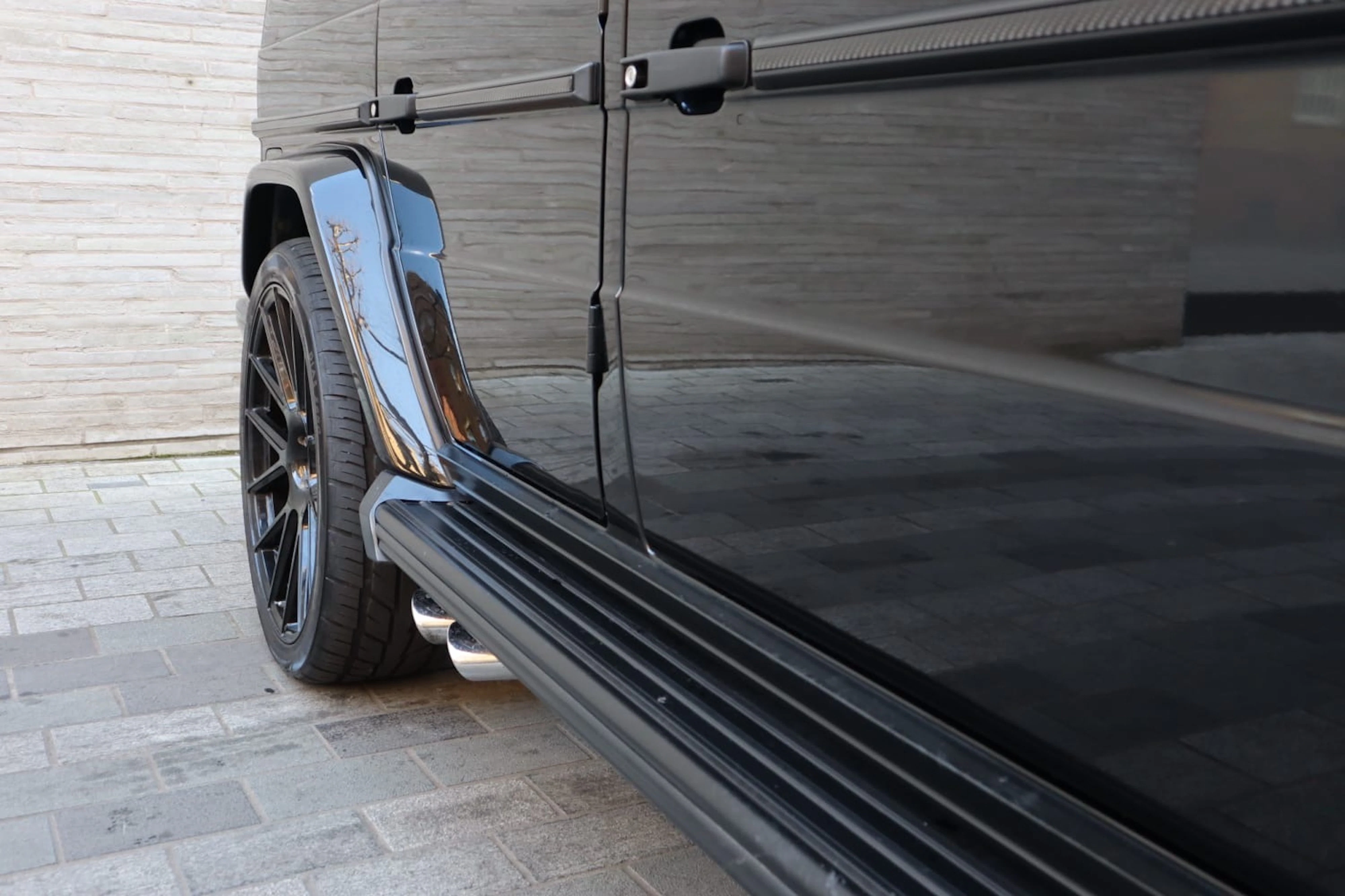 2015 MERCEDES-BENZ G63 AMG - BRABUS BODY KIT