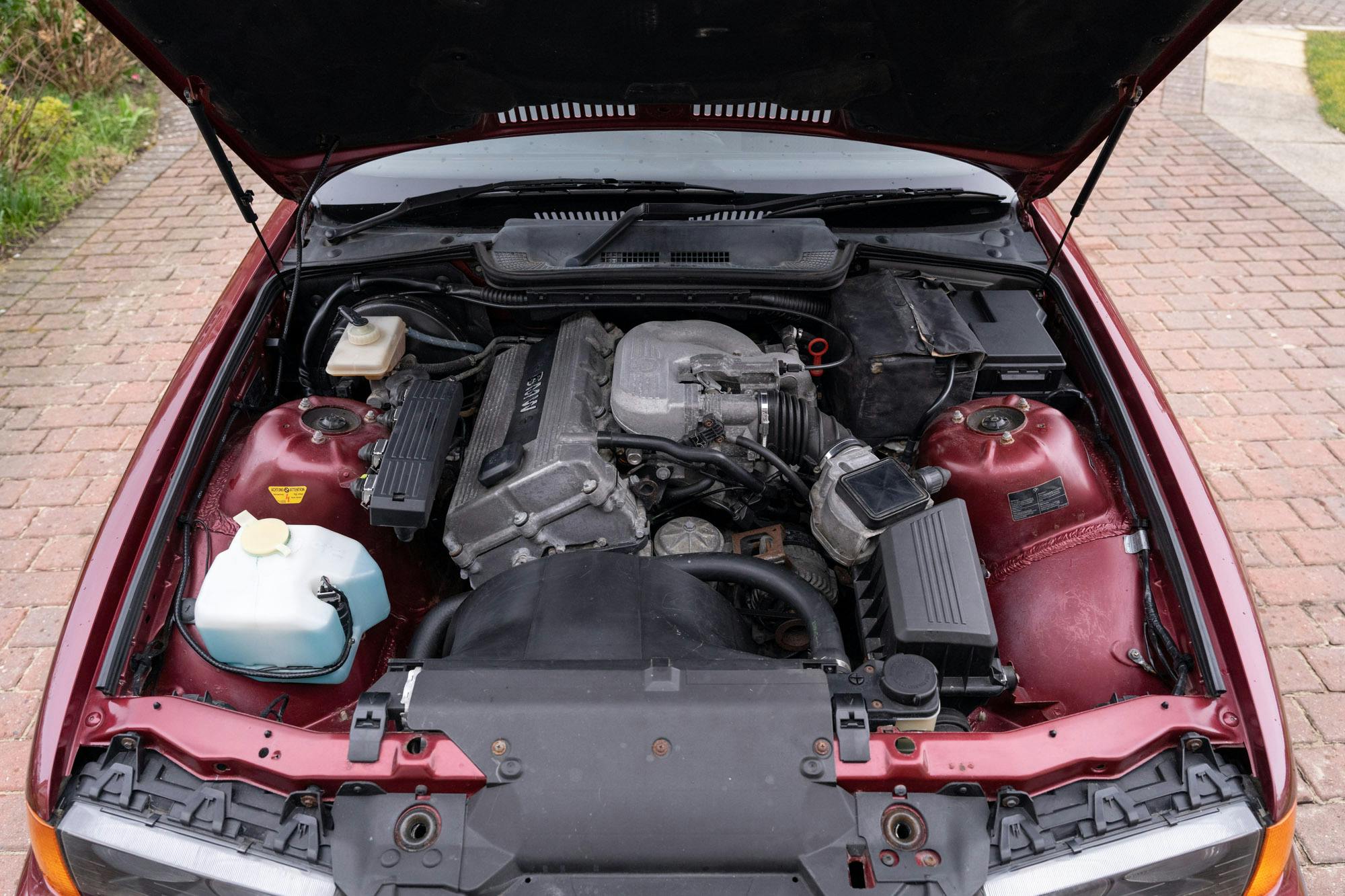 1993 BMW (E36) 318iS COUPE - 14,198 MILES