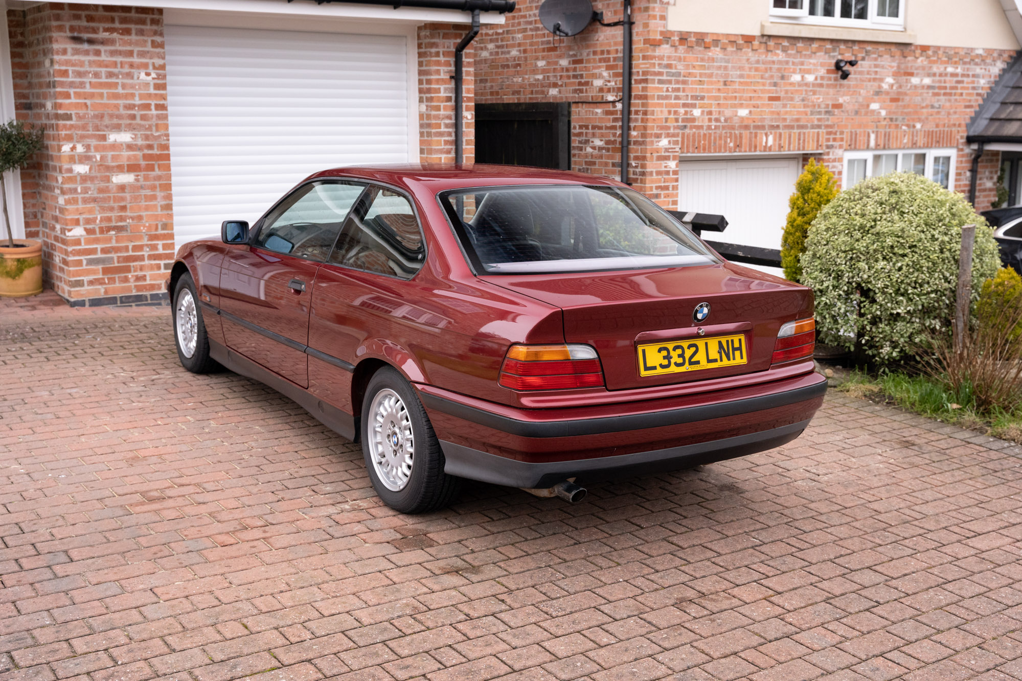 1993 BMW (E36) 318iS COUPE - 14,198 MILES