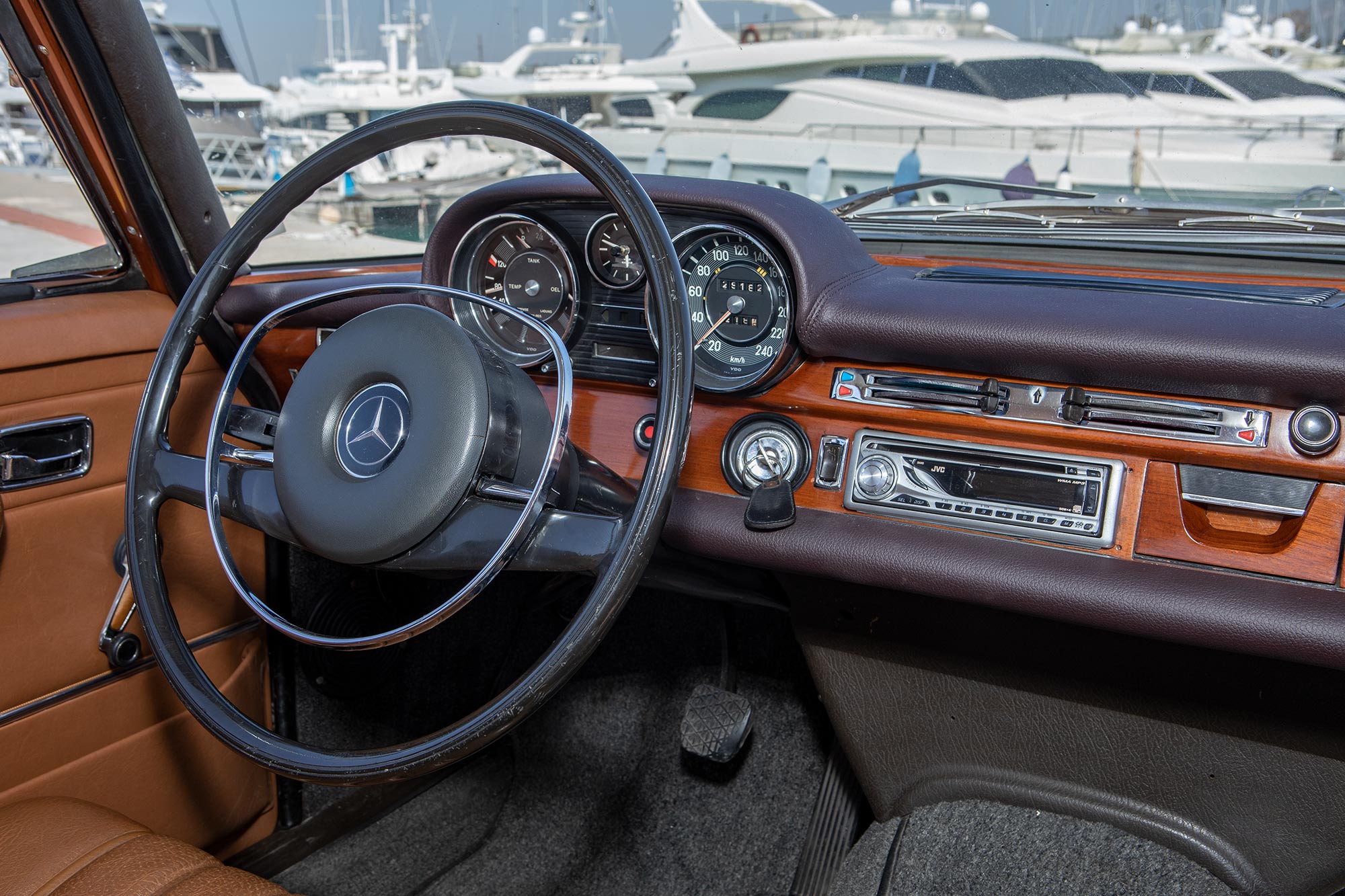 1968 MERCEDES-BENZ 280S AUTOMATIC