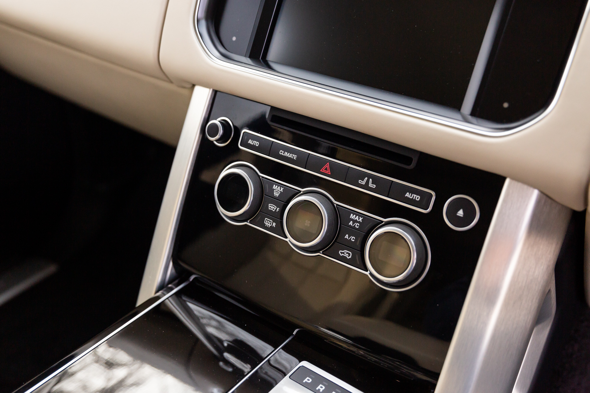 2015 RANGE ROVER VOGUE SDV8