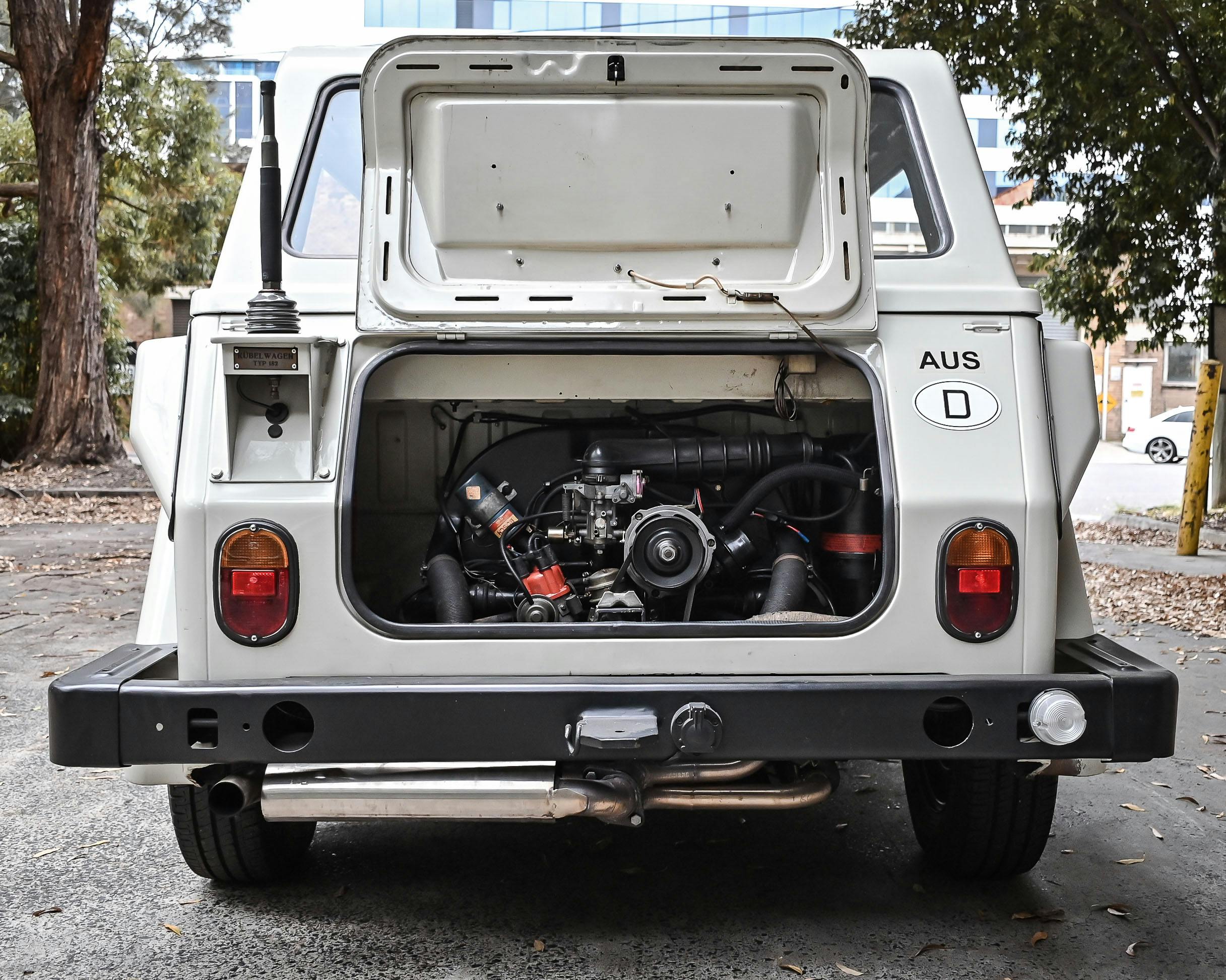 1976 VOLKSWAGEN TYPE 182 TREKKER 'KURIERWAGEN'