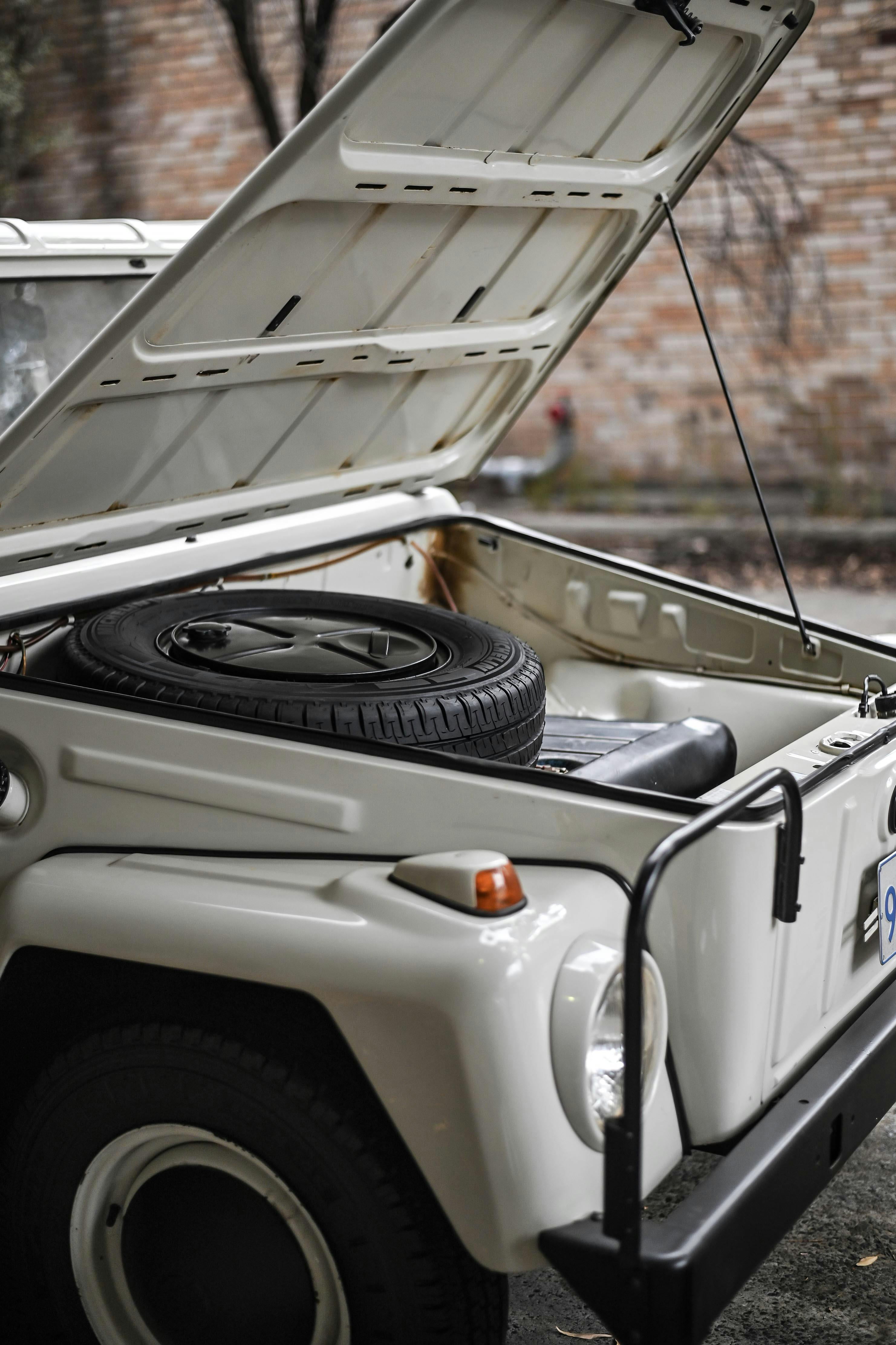 1976 VOLKSWAGEN TYPE 182 TREKKER 'KURIERWAGEN'