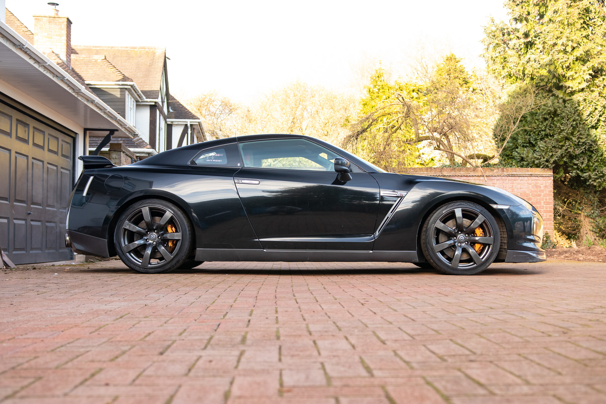 2010 NISSAN (R35) GT-R BLACK EDITION