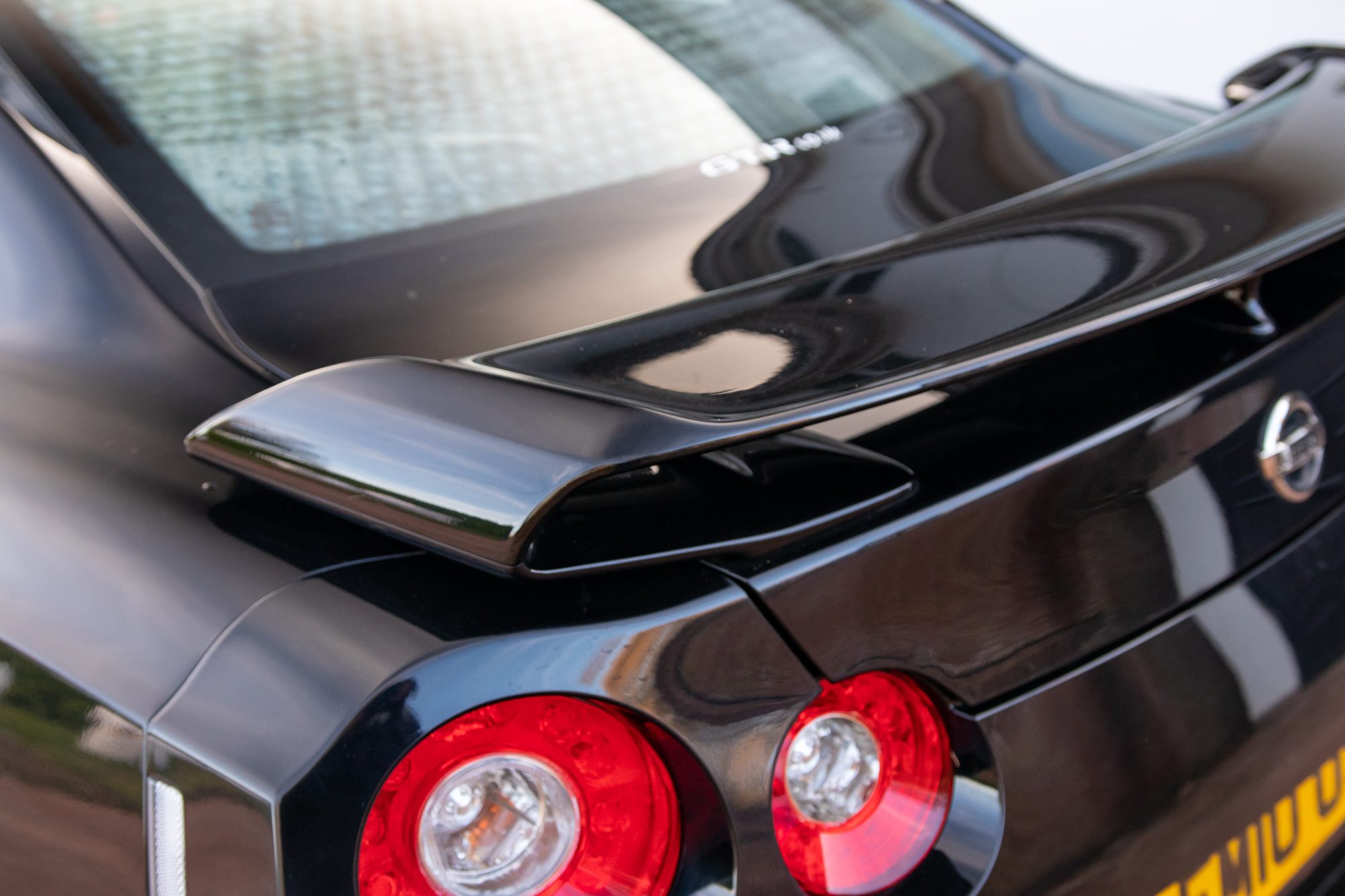 2010 NISSAN (R35) GT-R BLACK EDITION