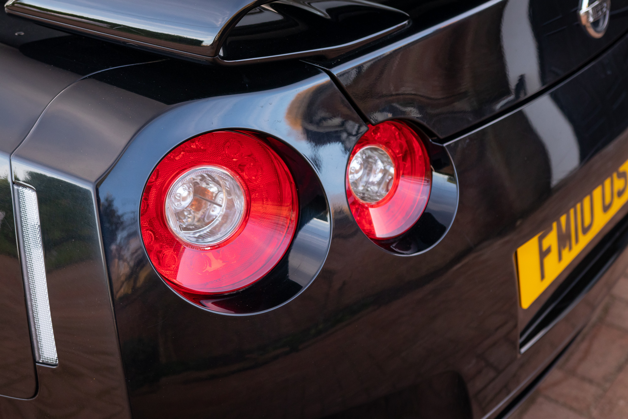 2010 NISSAN (R35) GT-R BLACK EDITION