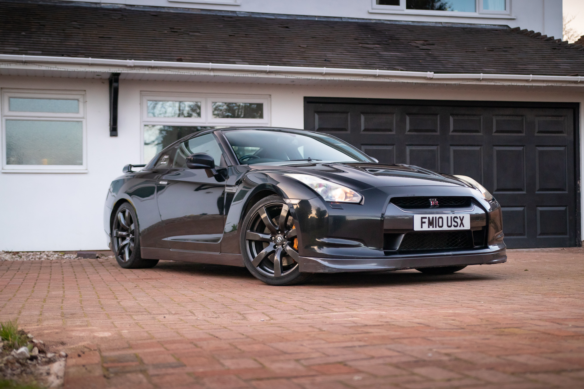 2010 NISSAN (R35) GT-R BLACK EDITION