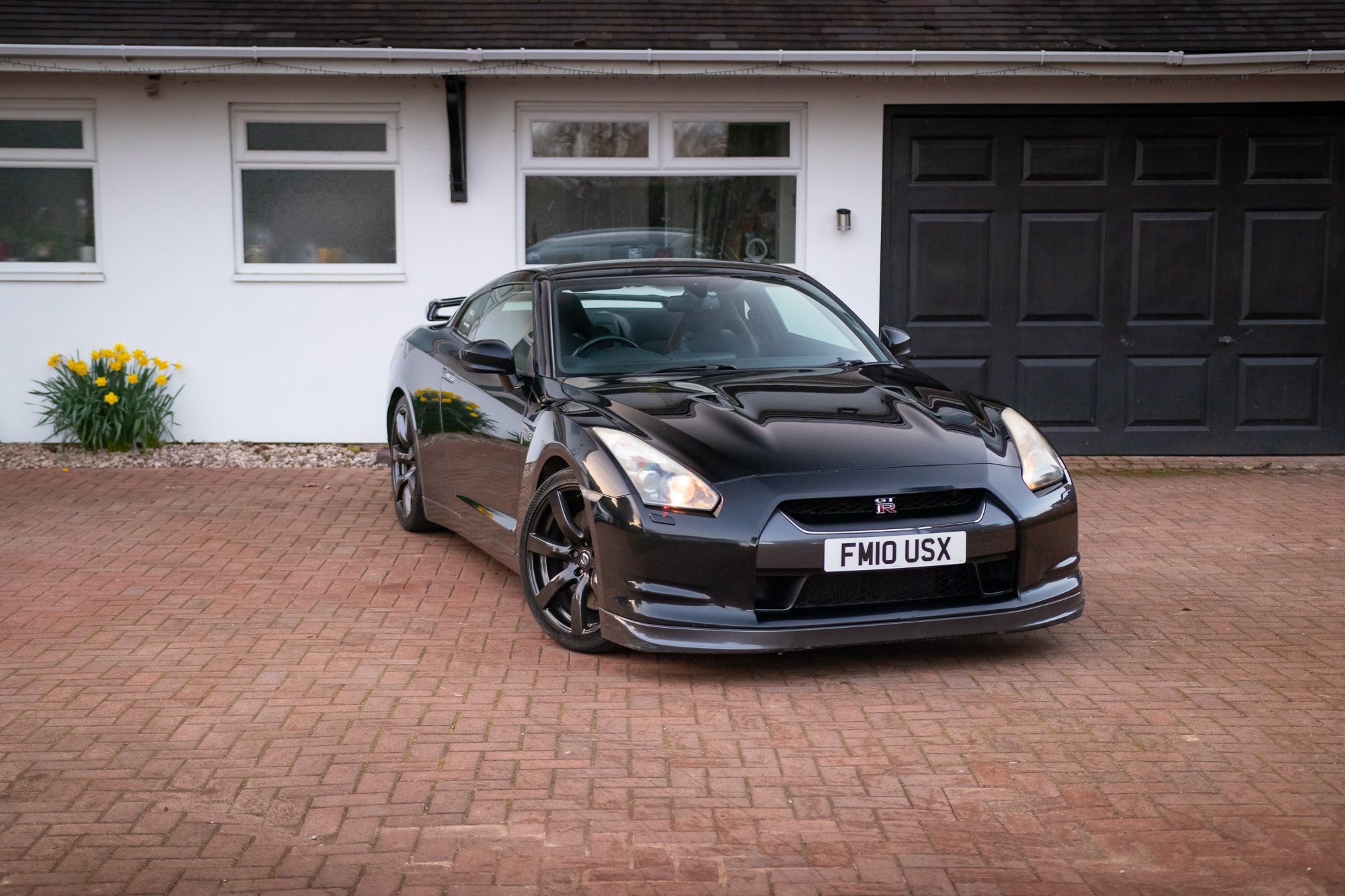 2010 NISSAN (R35) GT-R BLACK EDITION