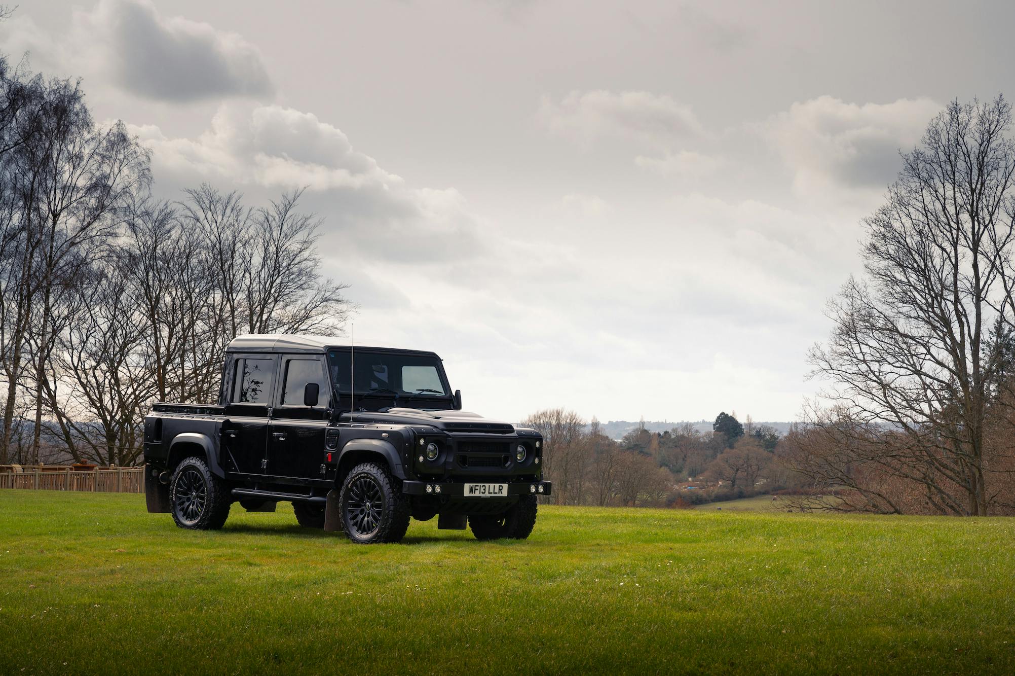 2013 LAND ROVER DEFENDER 110 DOUBLE CAB 'KAHN'
