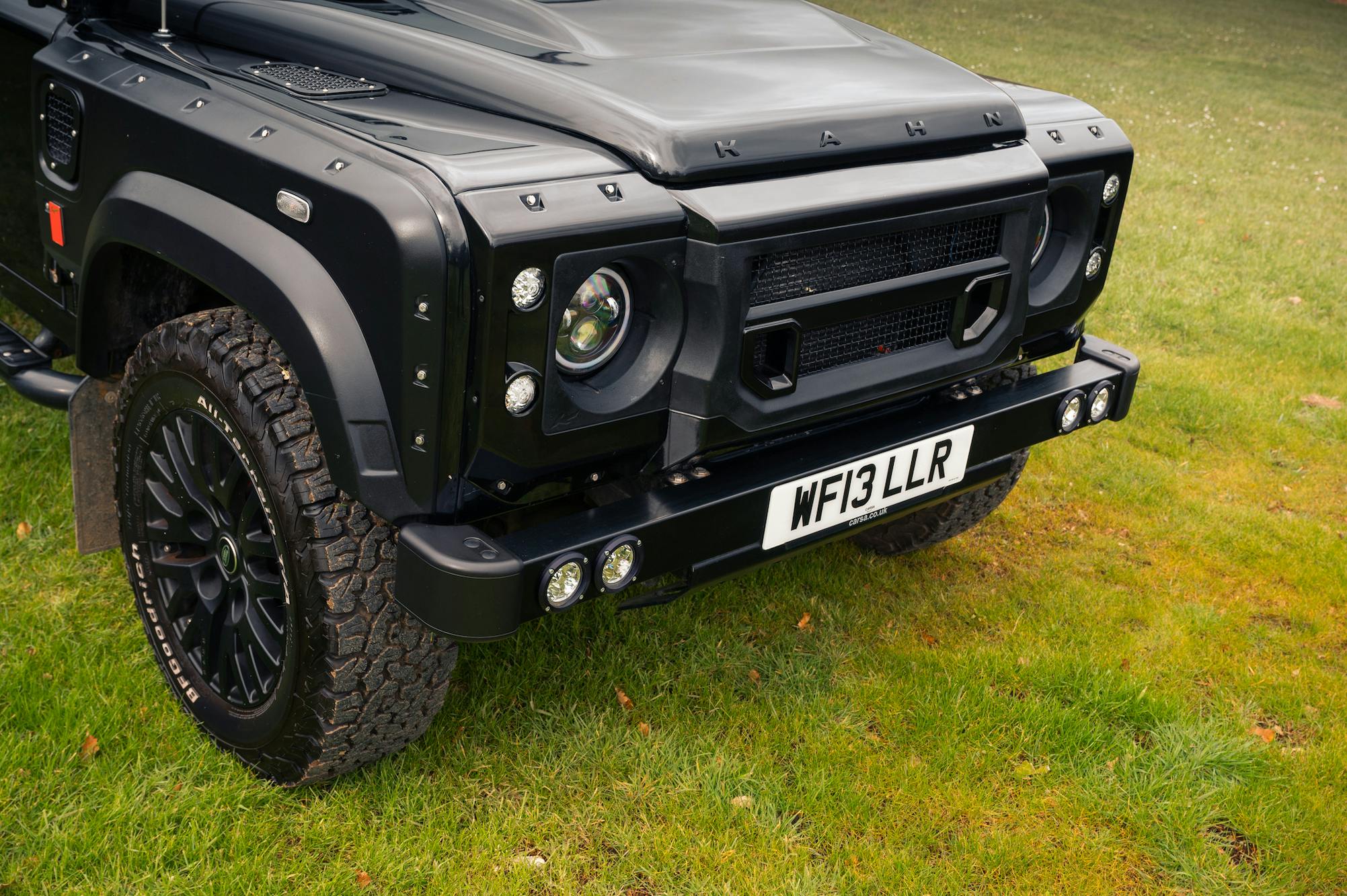 2013 LAND ROVER DEFENDER 110 DOUBLE CAB 'KAHN'