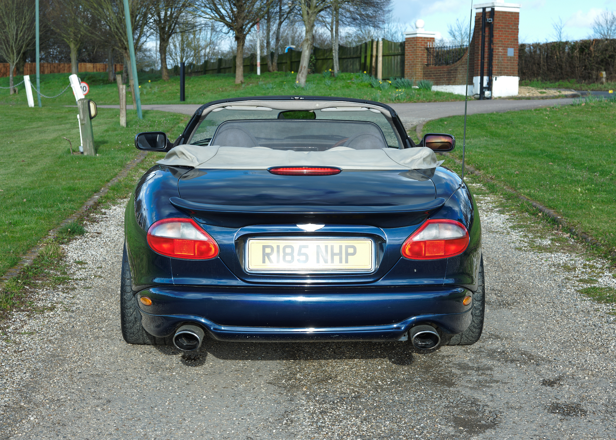 1998 JAGUAR XKR 'PARAMOUNT PERFORMANCE'