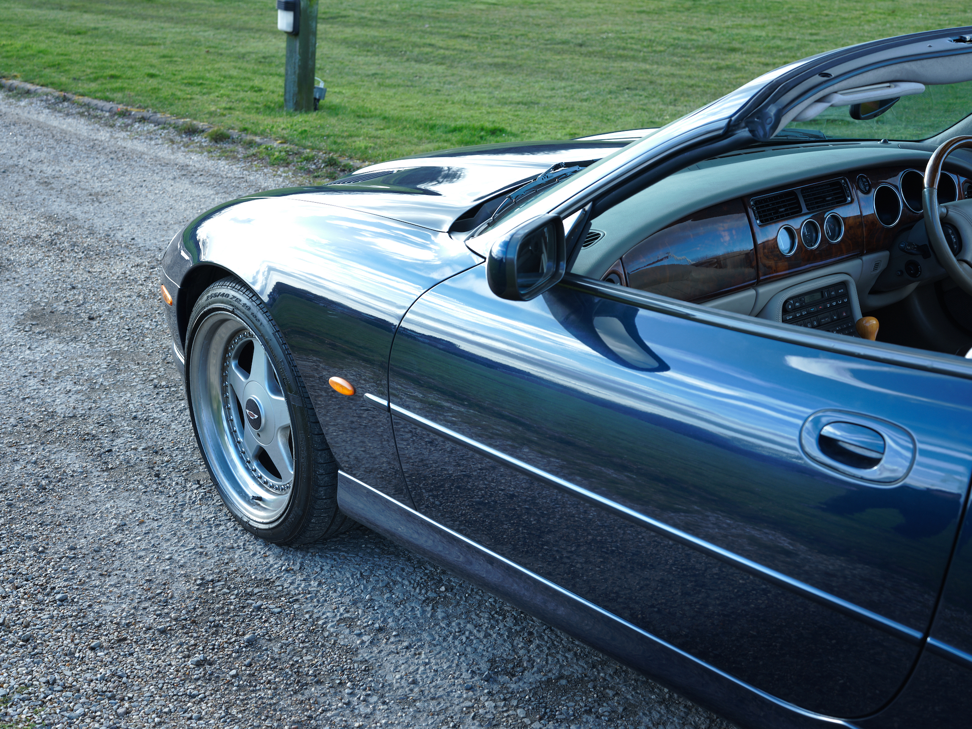 1998 JAGUAR XKR 'PARAMOUNT PERFORMANCE'