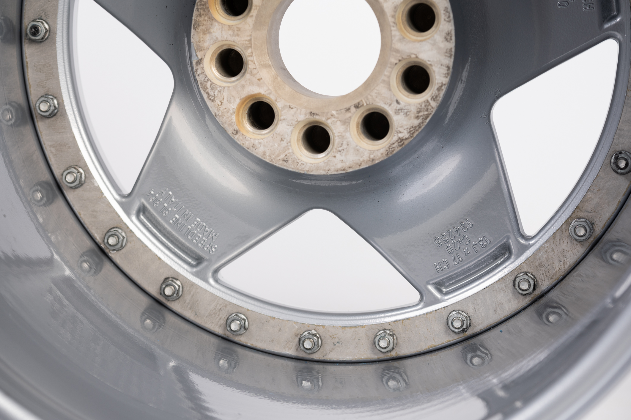 FERRARI F40 - SET OF RESTORED ALLOY WHEELS for sale by auction in Poole ...