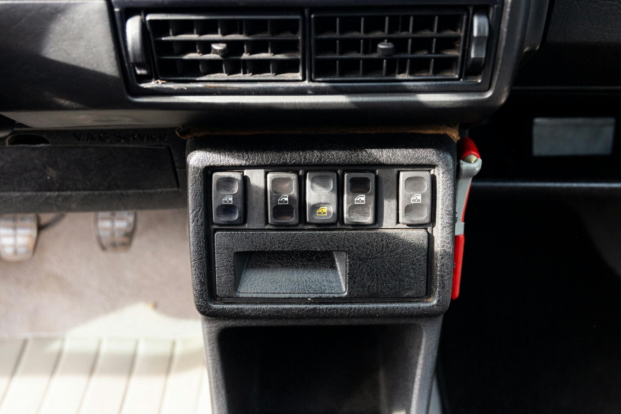 1991 VOLKSWAGEN GOLF (MK2) GLX