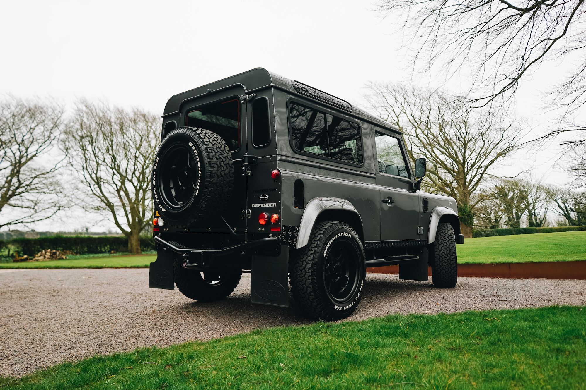 2015 LAND ROVER DEFENDER 90 'TWISTED'