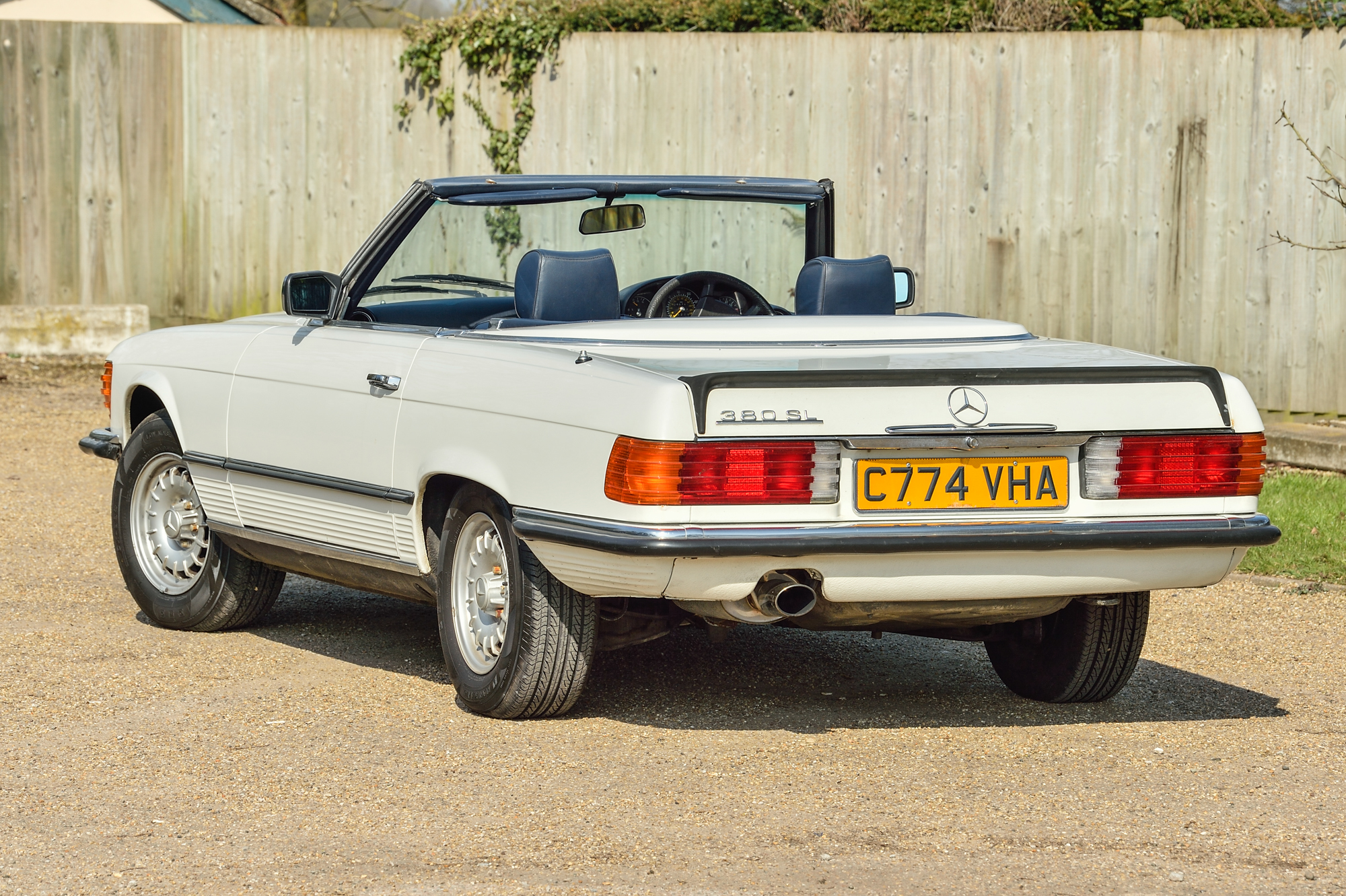 1985 MERCEDES-BENZ (R107) 380 SL for sale by auction in Framlingham ...