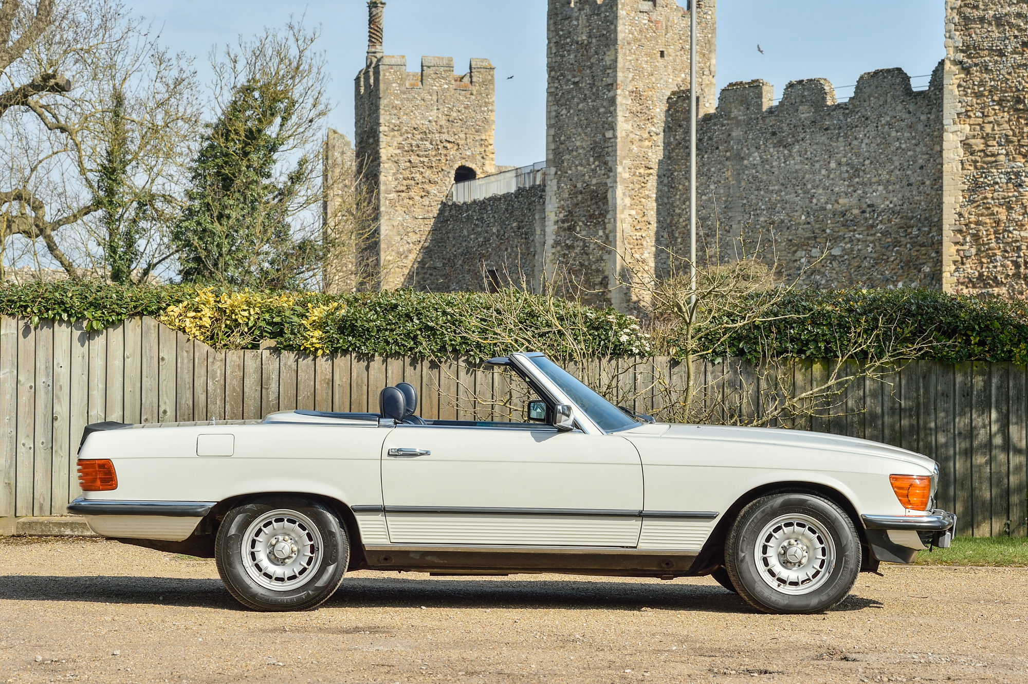 1985 MERCEDES-BENZ (R107) 380 SL for sale by auction in Framlingham ...