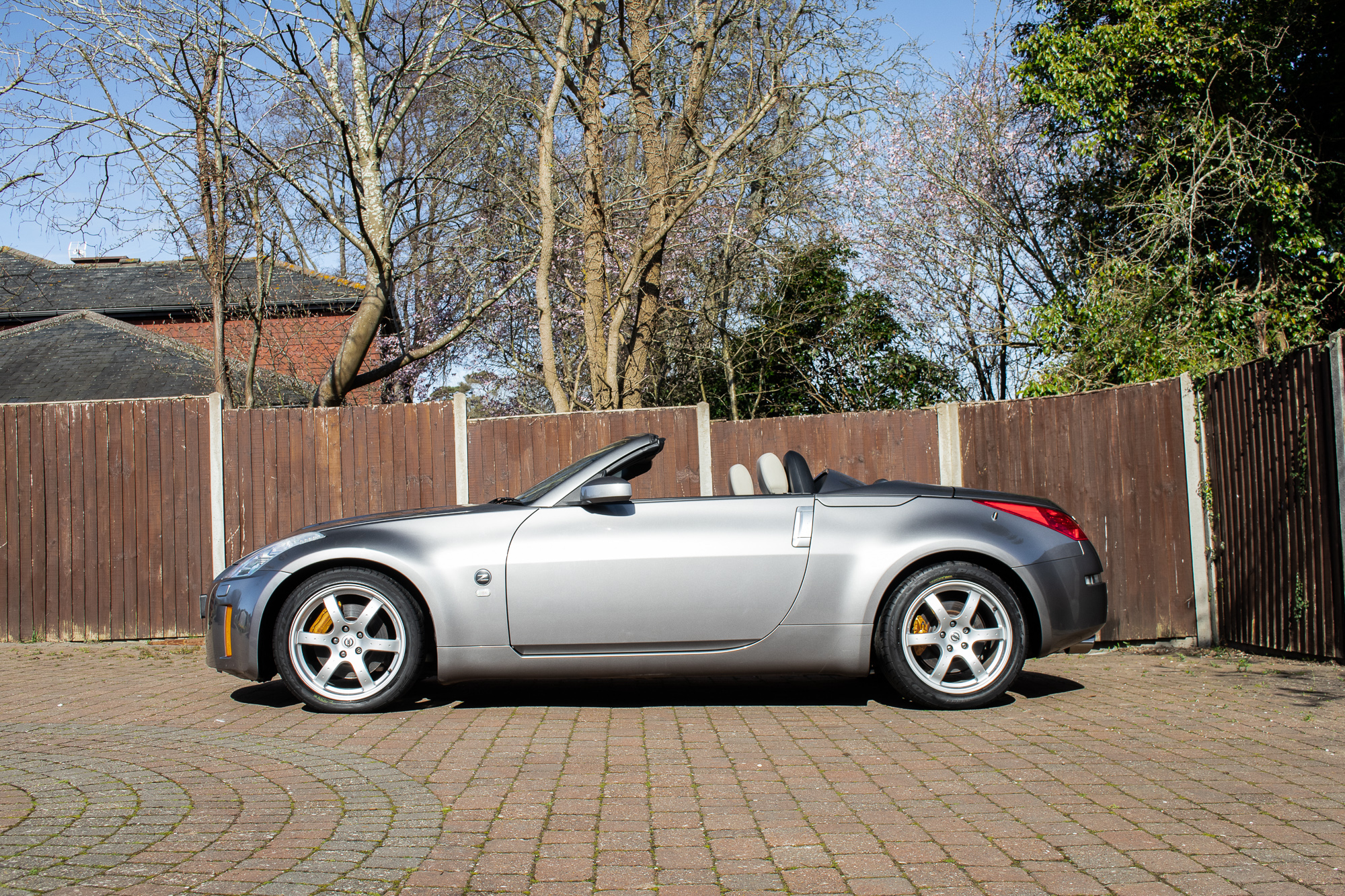 2007 NISSAN 350Z GT ROADSTER for sale by auction in Maidstone, Kent ...