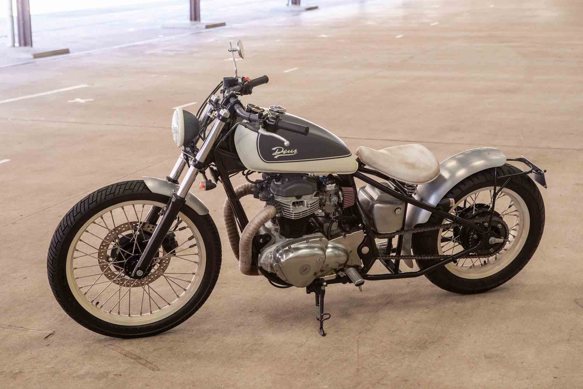 2004 KAWASAKI W650 DEUS CUSTOM BOBBER for sale by auction in Camperdown ...