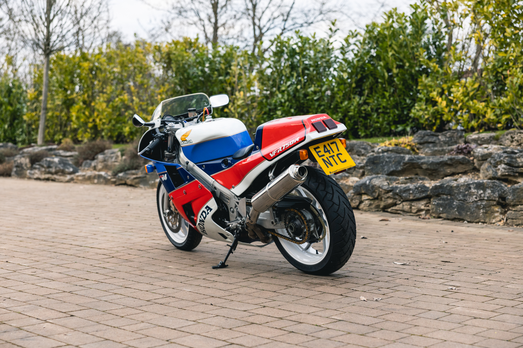1987 HONDA VFR750R RC30