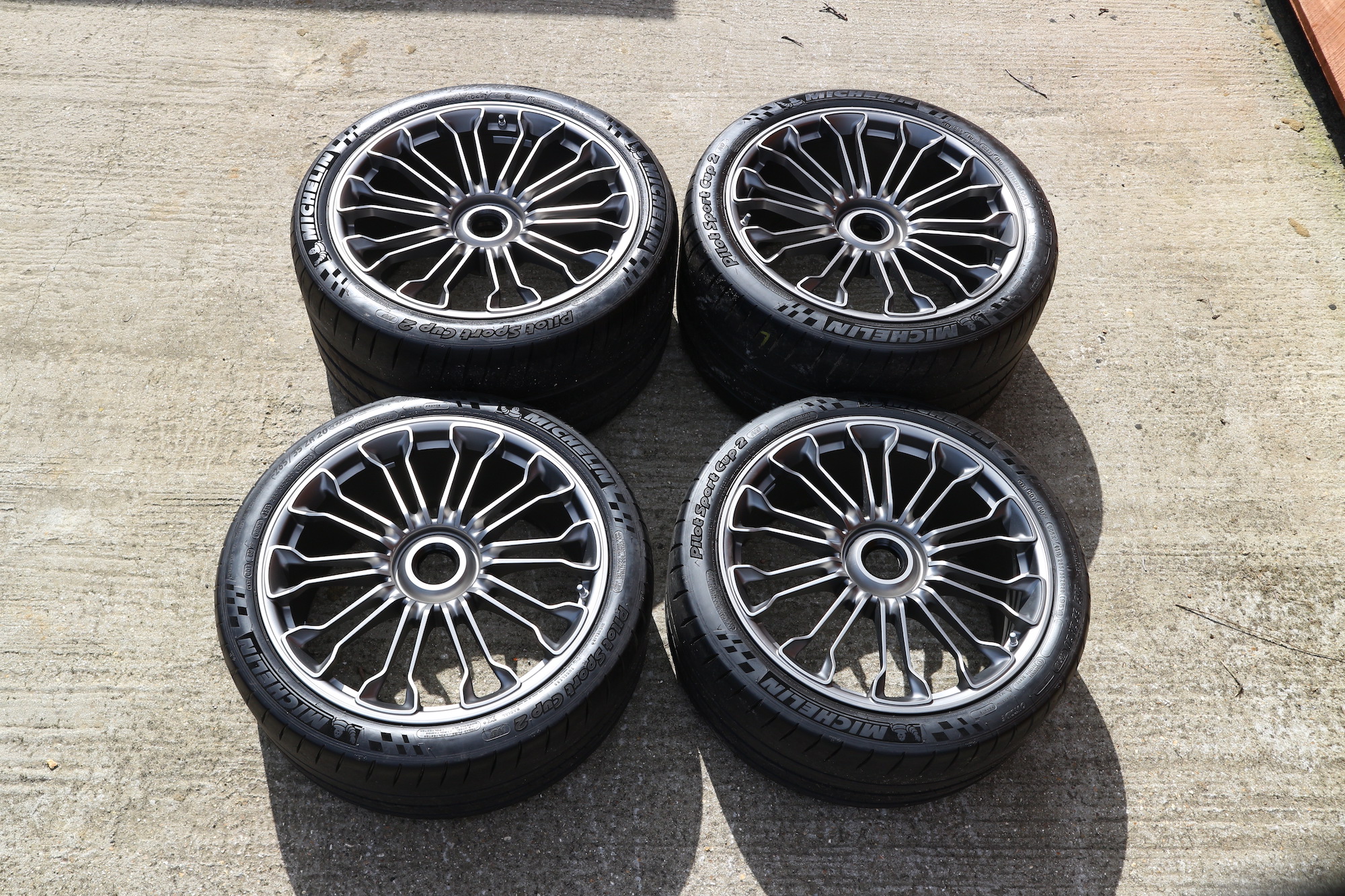 PORSCHE 918 SPYDER - FULL SET OF WHEELS