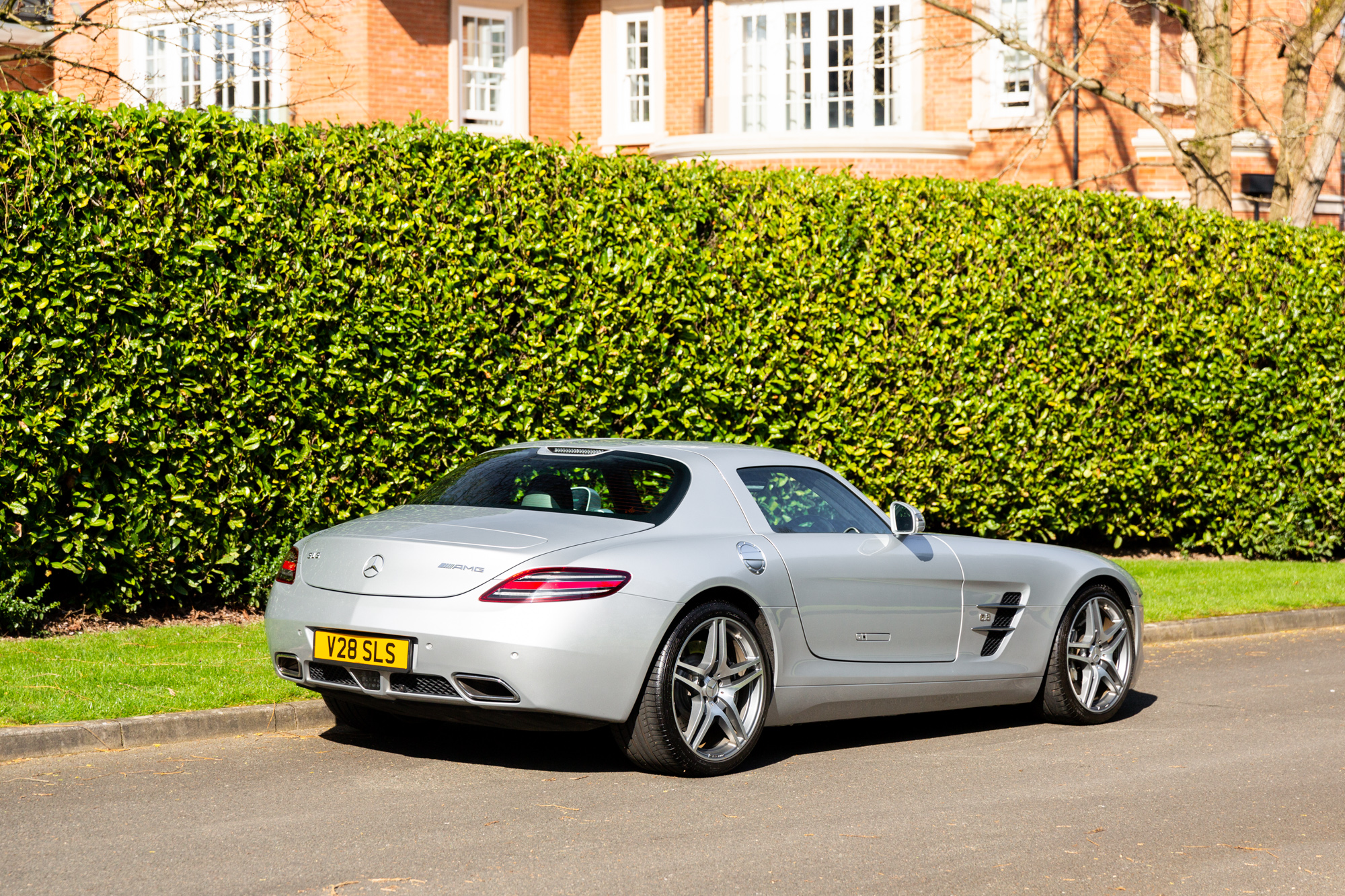 2011 MERCEDES-BENZ SLS AMG for sale by auction in Oxshott, Surrey ...