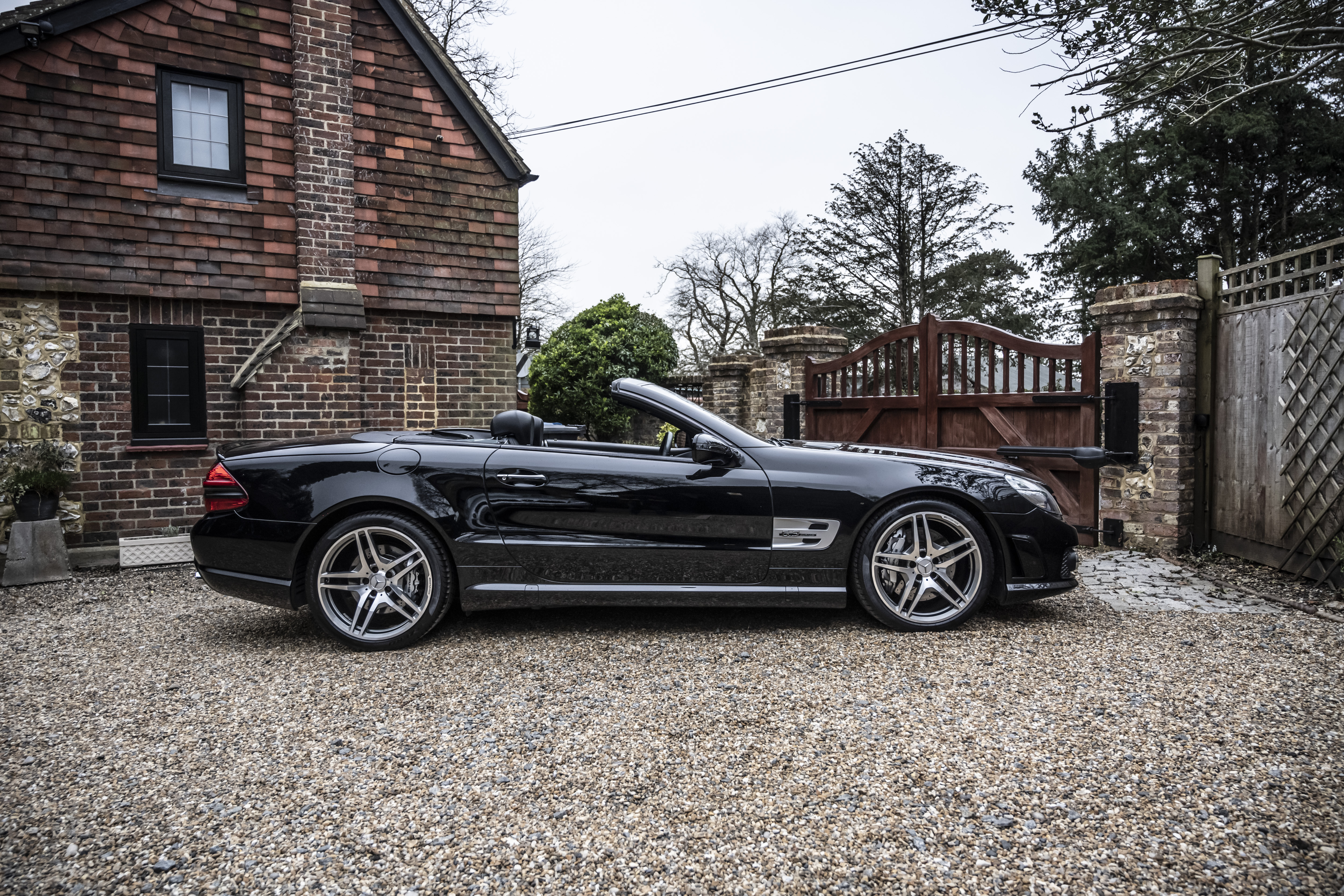 2011 MERCEDES-BENZ SL63 AMG for sale by auction in Caterham, Surrey ...