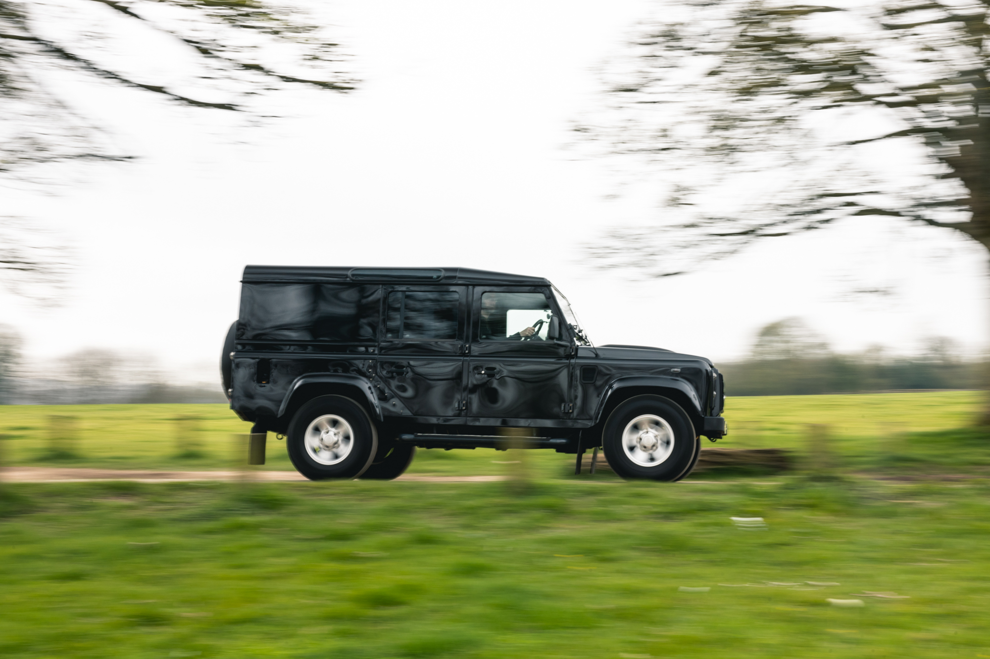 2014 LAND ROVER DEFENDER 110 XS UTILITY for sale by auction in ...