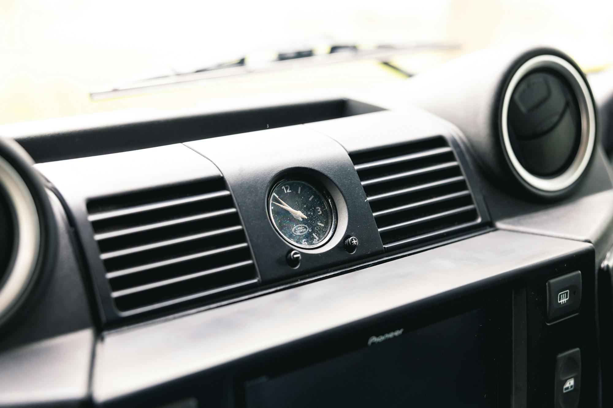 2014 LAND ROVER DEFENDER 110 XS UTILITY