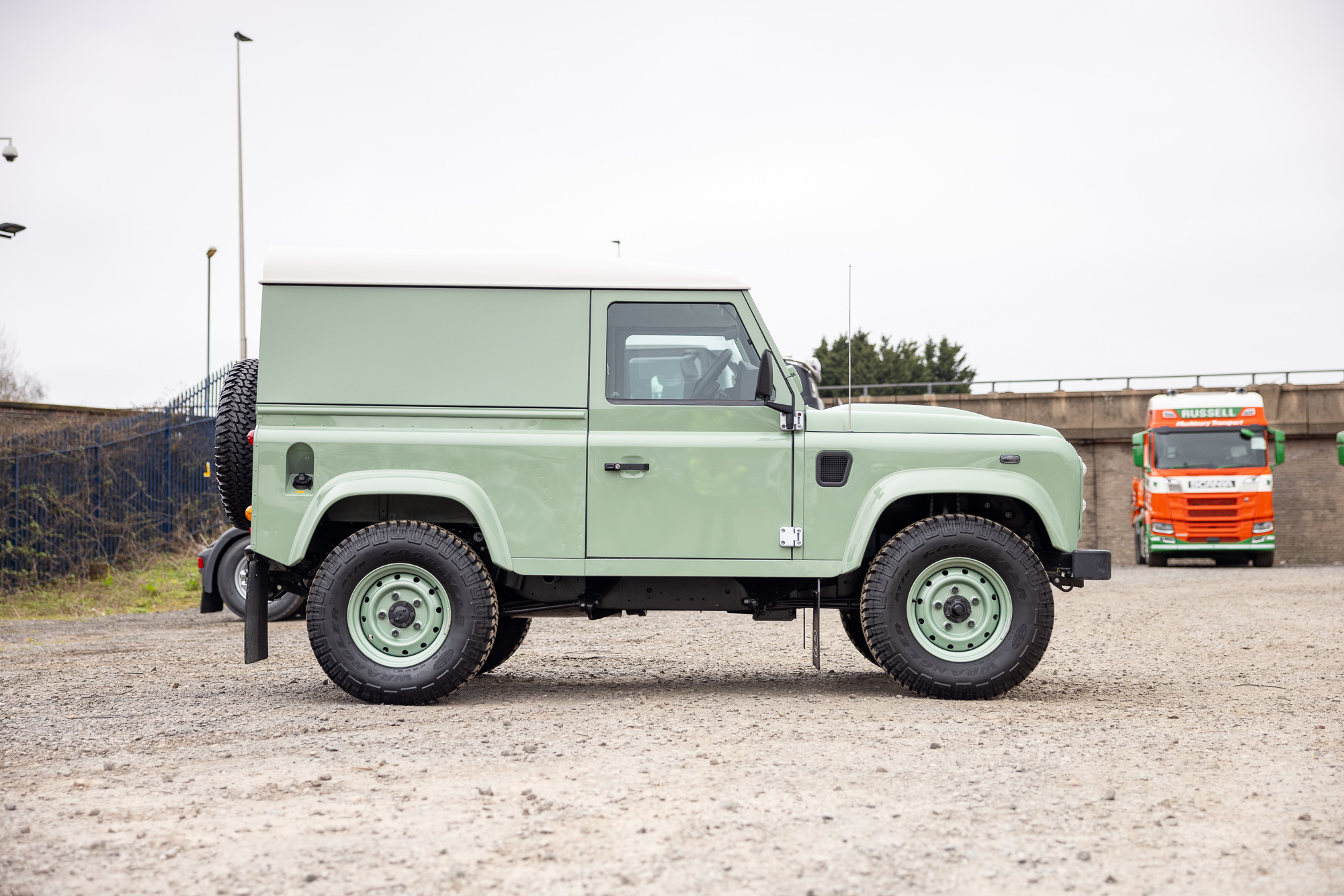 2016 LAND ROVER DEFENDER 90 HERITAGE - 201 MILES