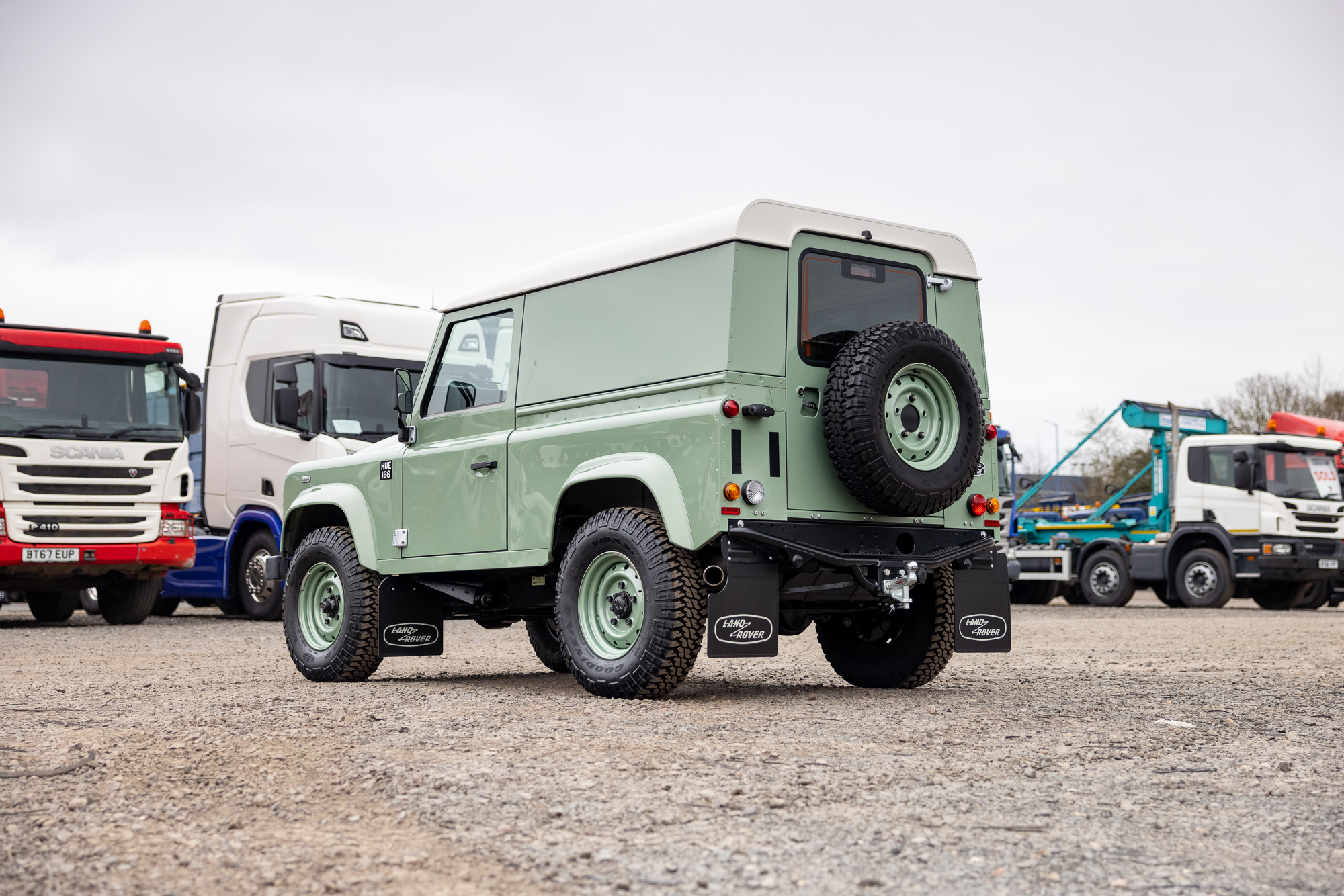 2016 LAND ROVER DEFENDER 90 HERITAGE - 201 MILES