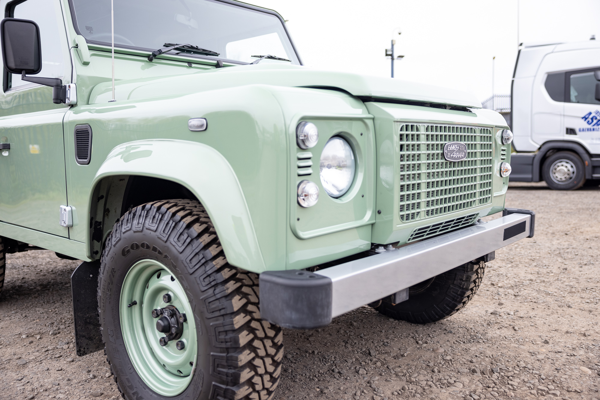 2016 LAND ROVER DEFENDER 90 HERITAGE - 201 MILES