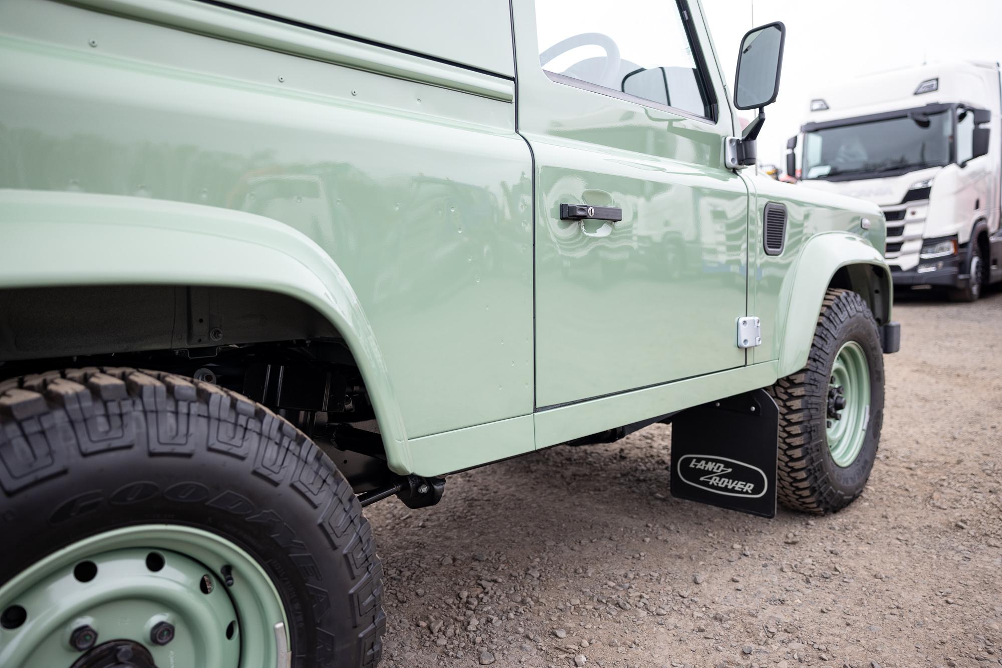 2016 LAND ROVER DEFENDER 90 HERITAGE - 201 MILES