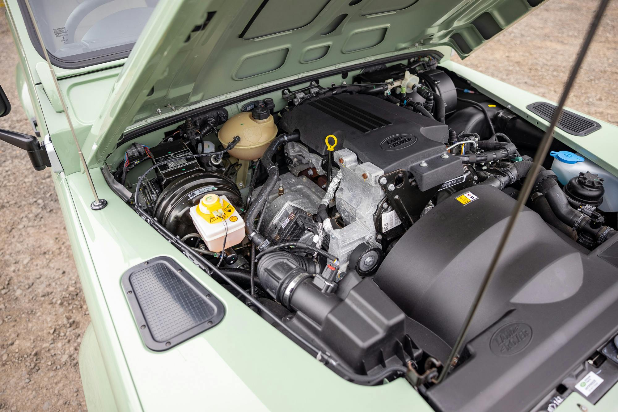 2016 LAND ROVER DEFENDER 90 HERITAGE - 201 MILES