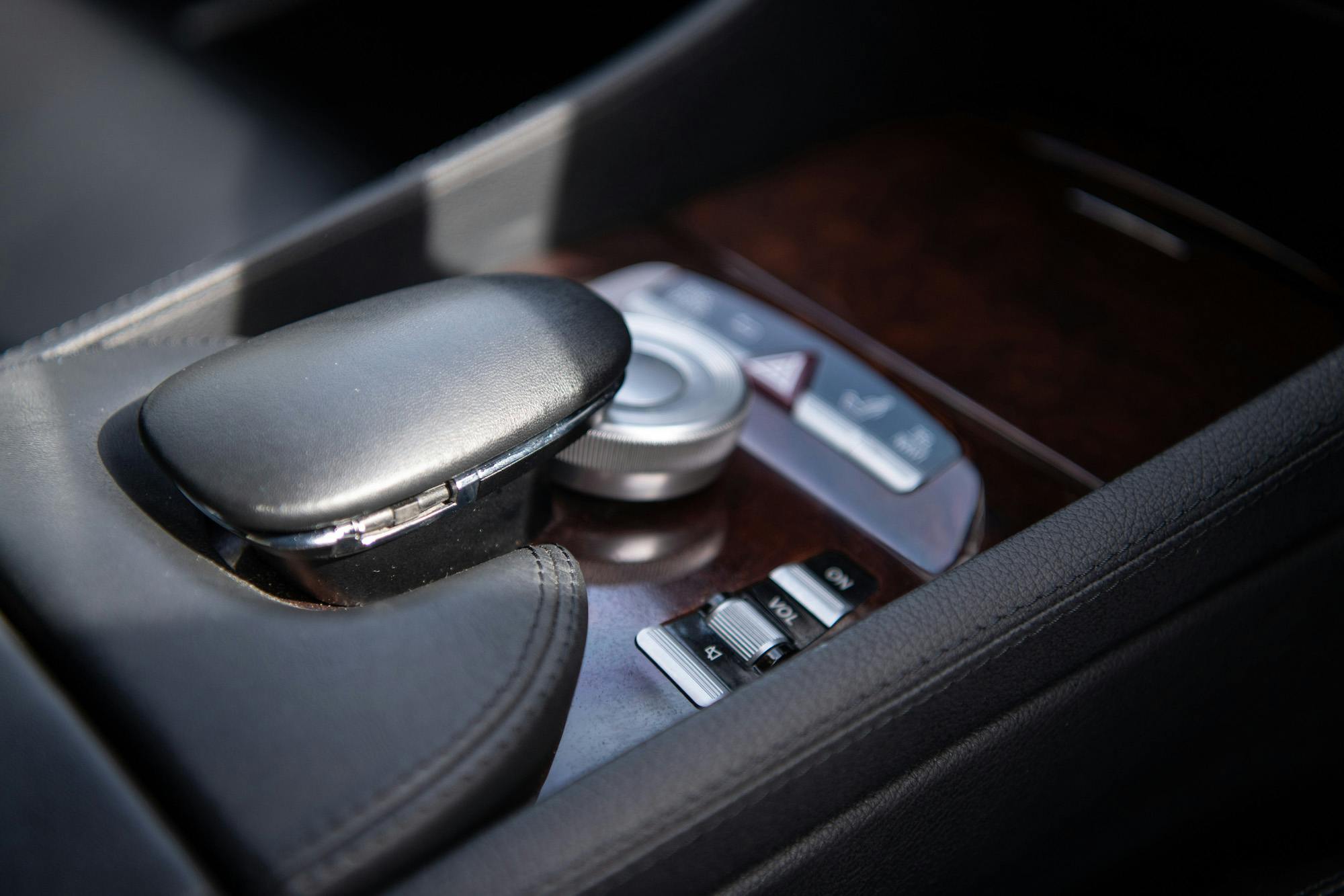 2009 MERCEDES-BENZ (C216) CL500