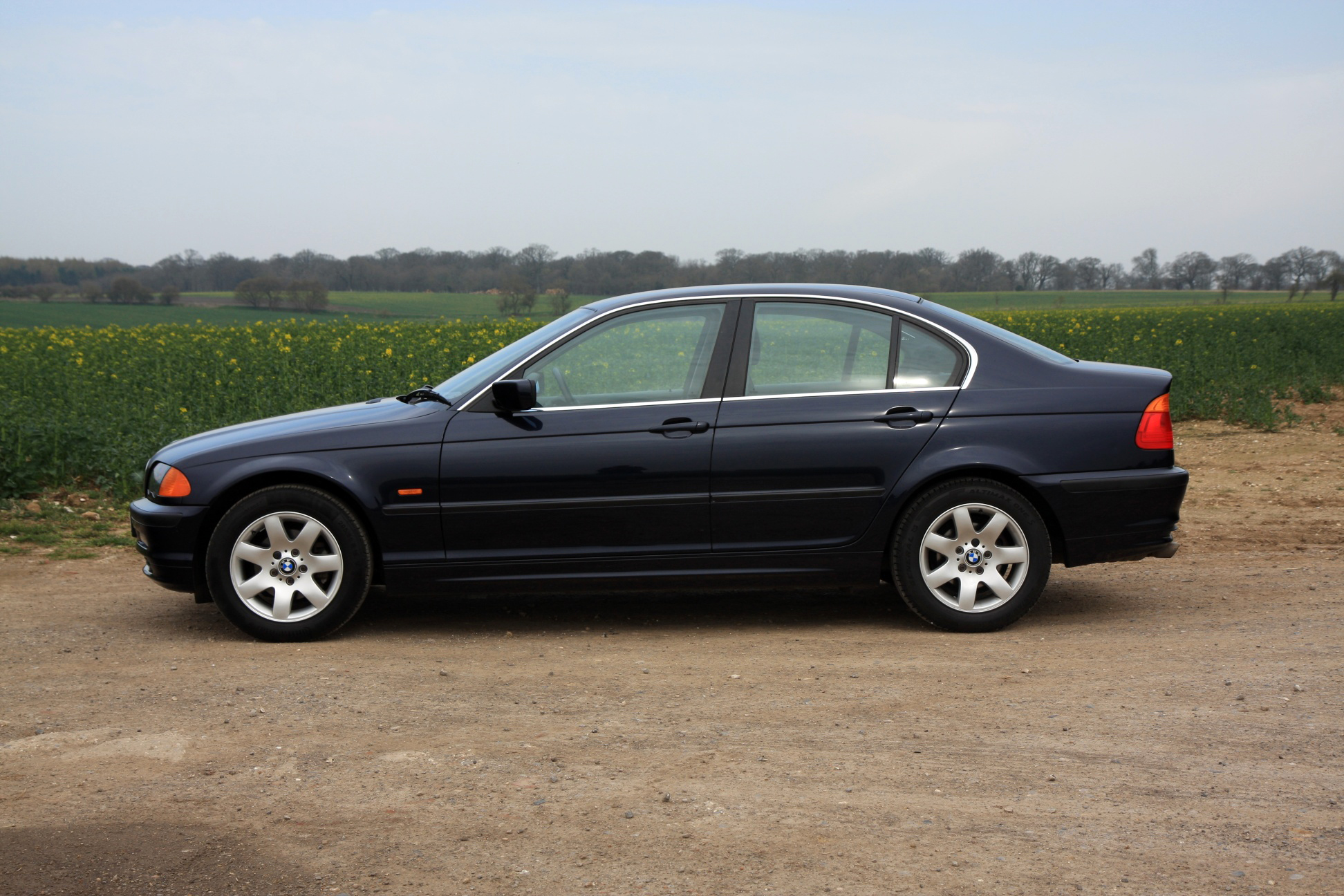 2000 BMW (E46) 323i SE - 51,720 MILES for sale by auction in Hungerford, United Kingdom
