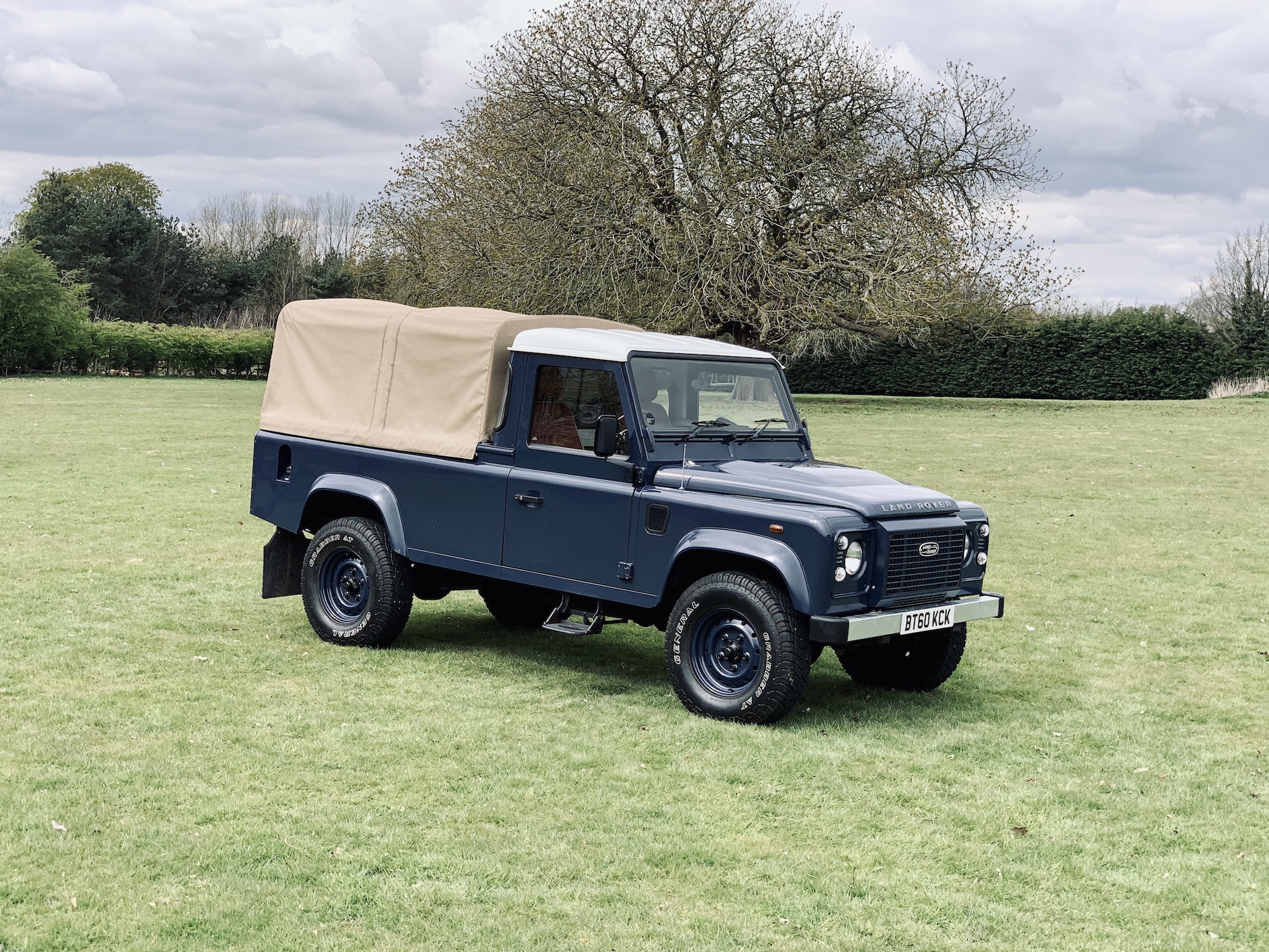 2011 LAND ROVER DEFENDER 110 SINGLE CAB PICKUP