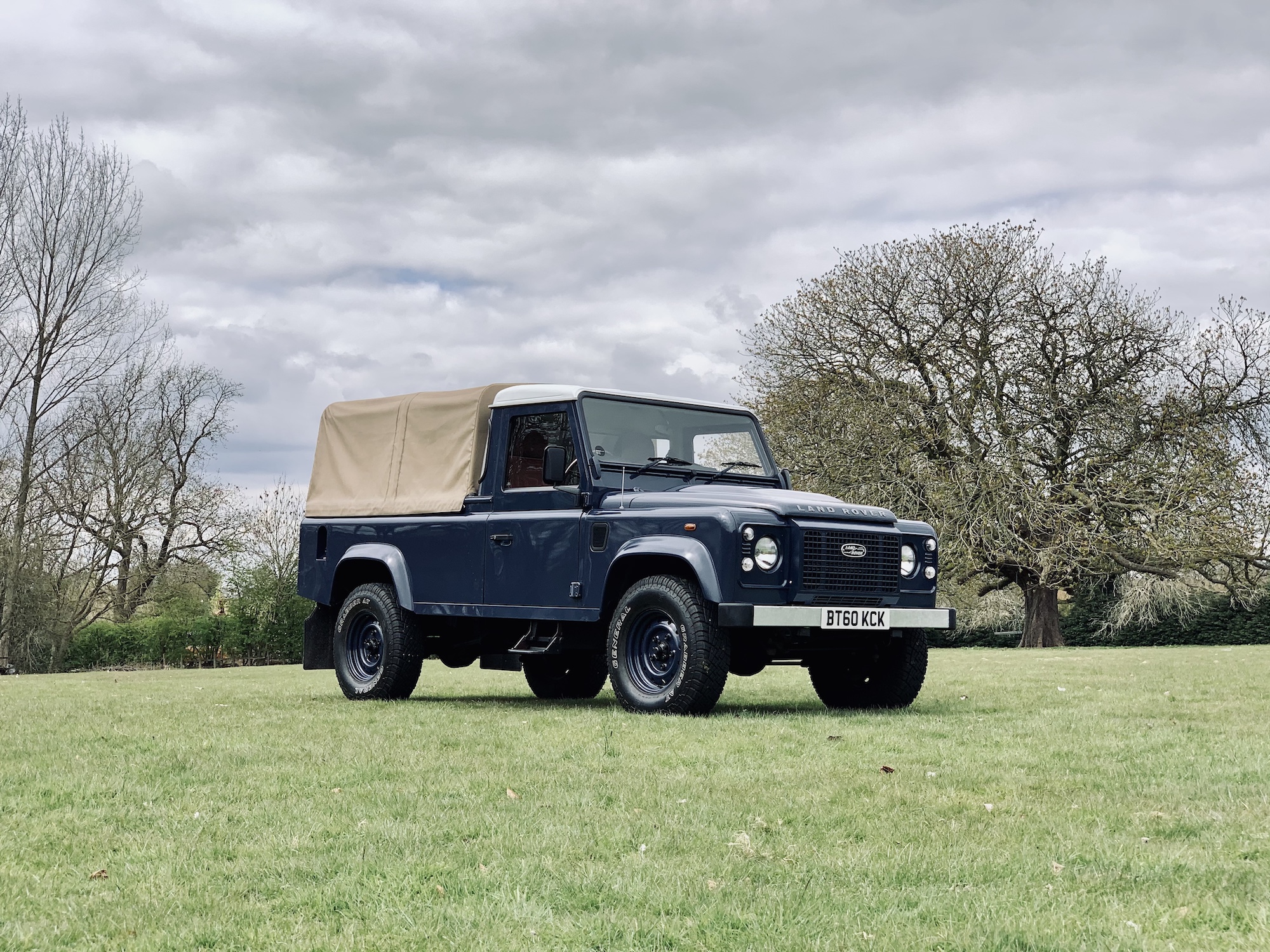 2011 LAND ROVER DEFENDER 110 SINGLE CAB PICKUP