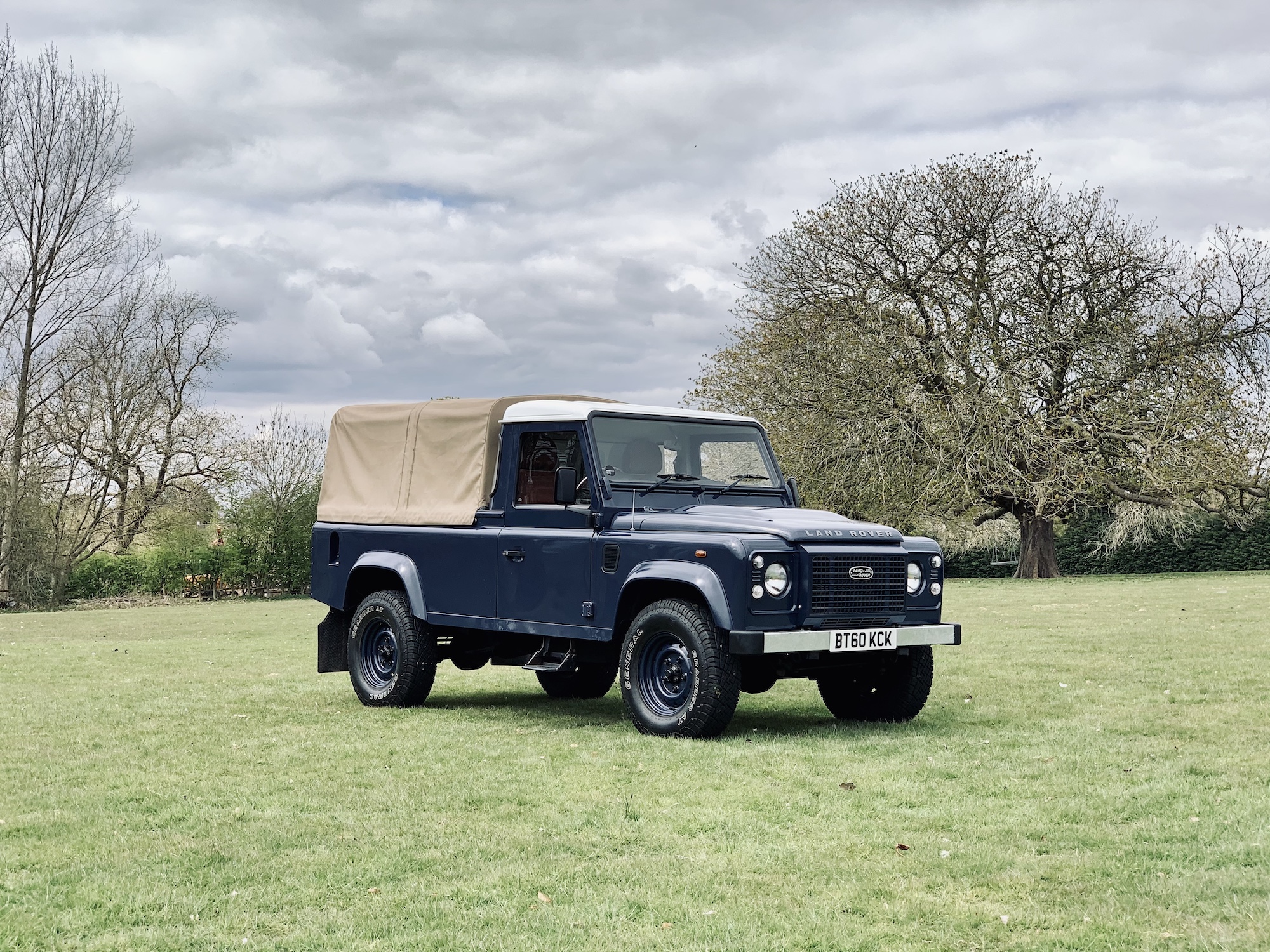 2011 LAND ROVER DEFENDER 110 SINGLE CAB PICKUP