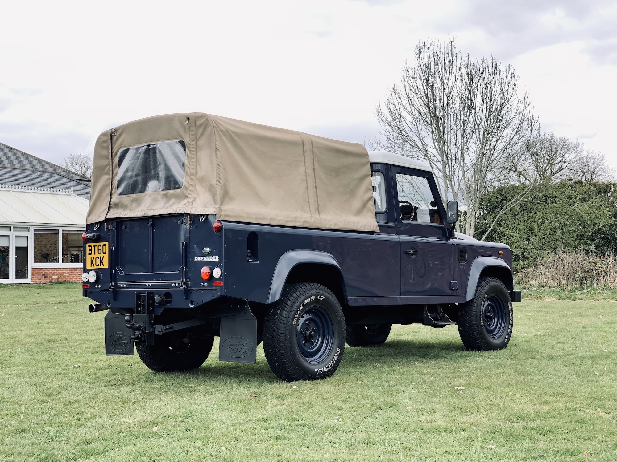 2011 LAND ROVER DEFENDER 110 SINGLE CAB PICKUP