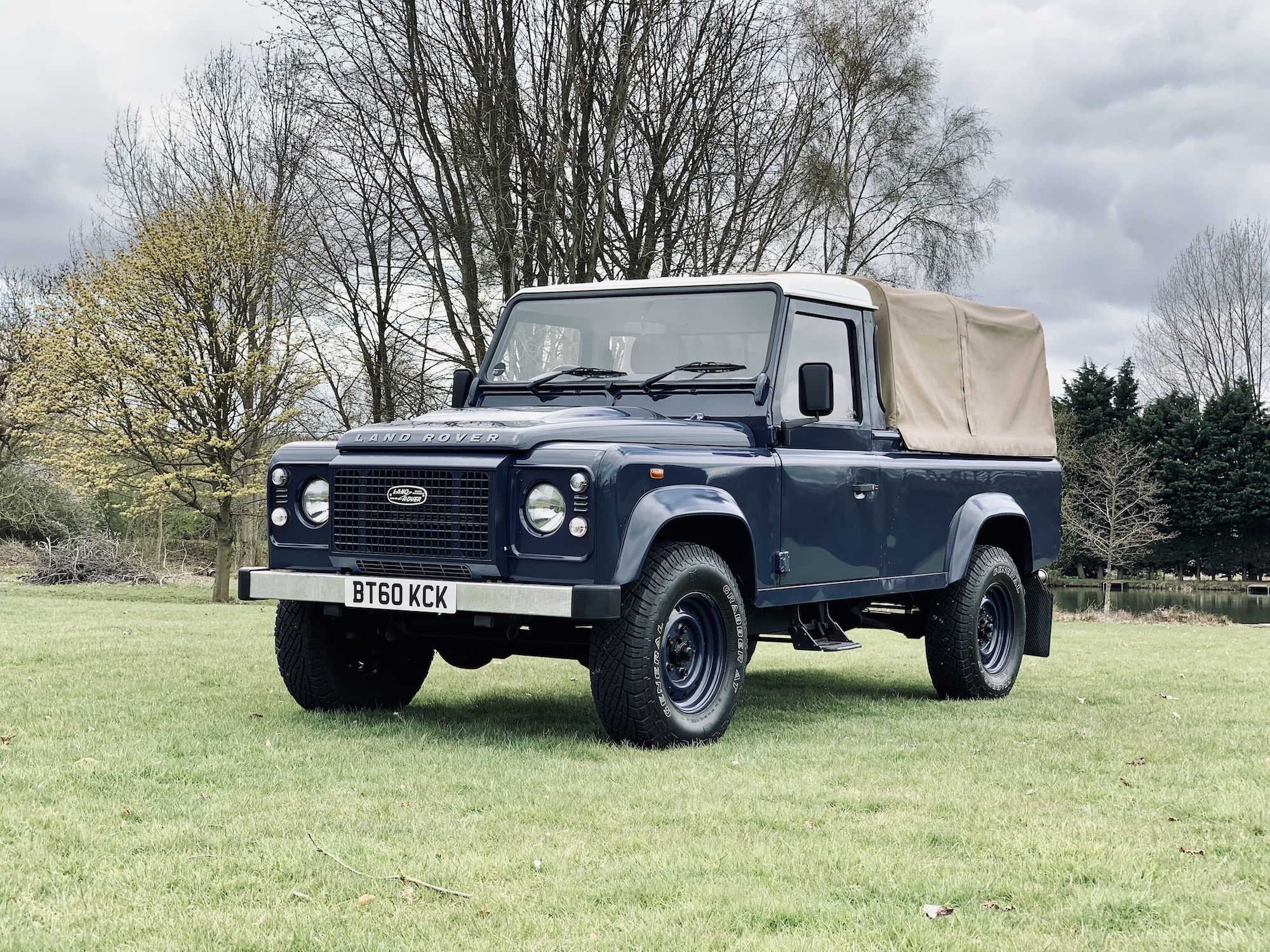 2011 LAND ROVER DEFENDER 110 SINGLE CAB PICKUP