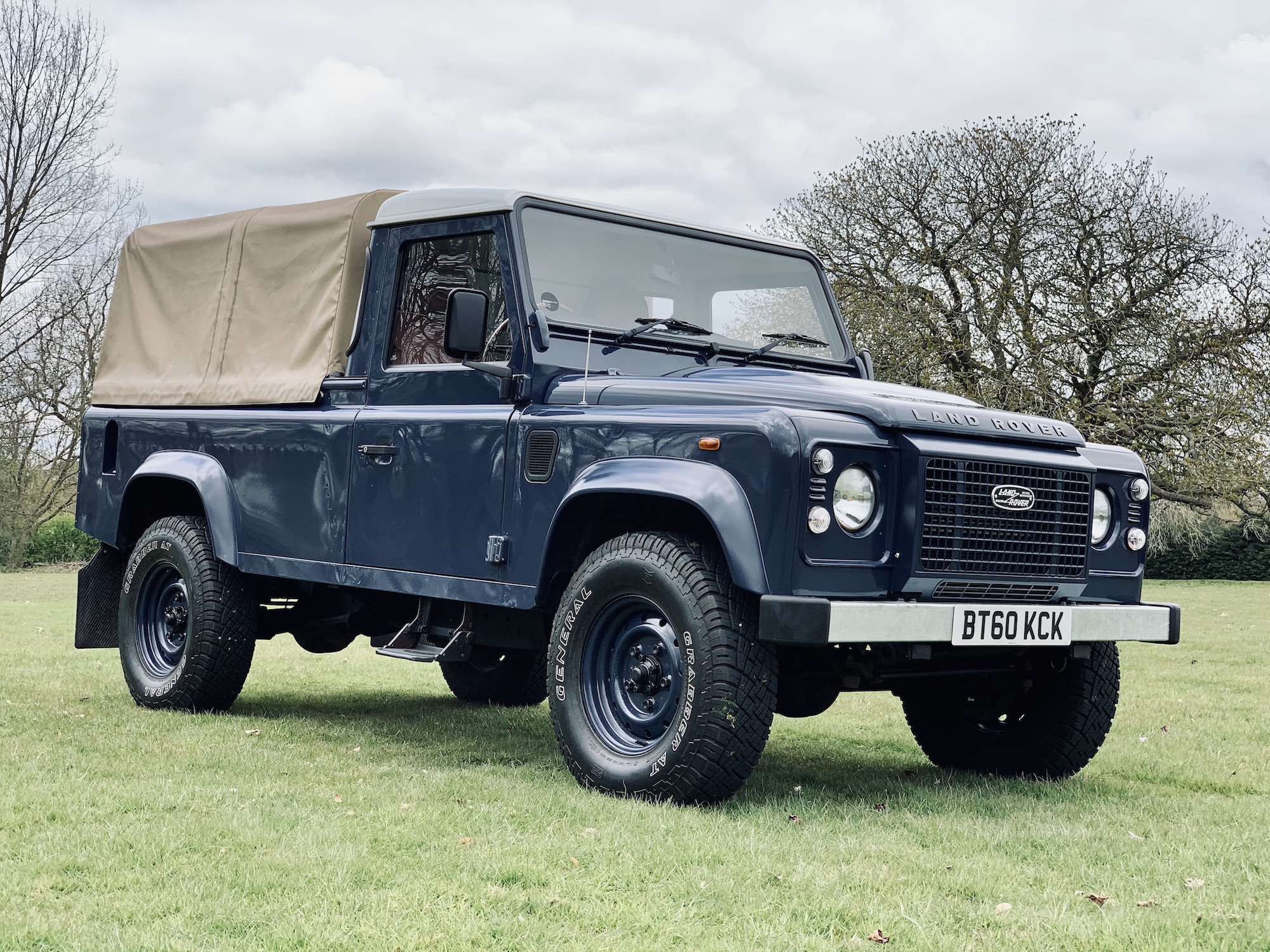 2011 LAND ROVER DEFENDER 110 SINGLE CAB PICKUP