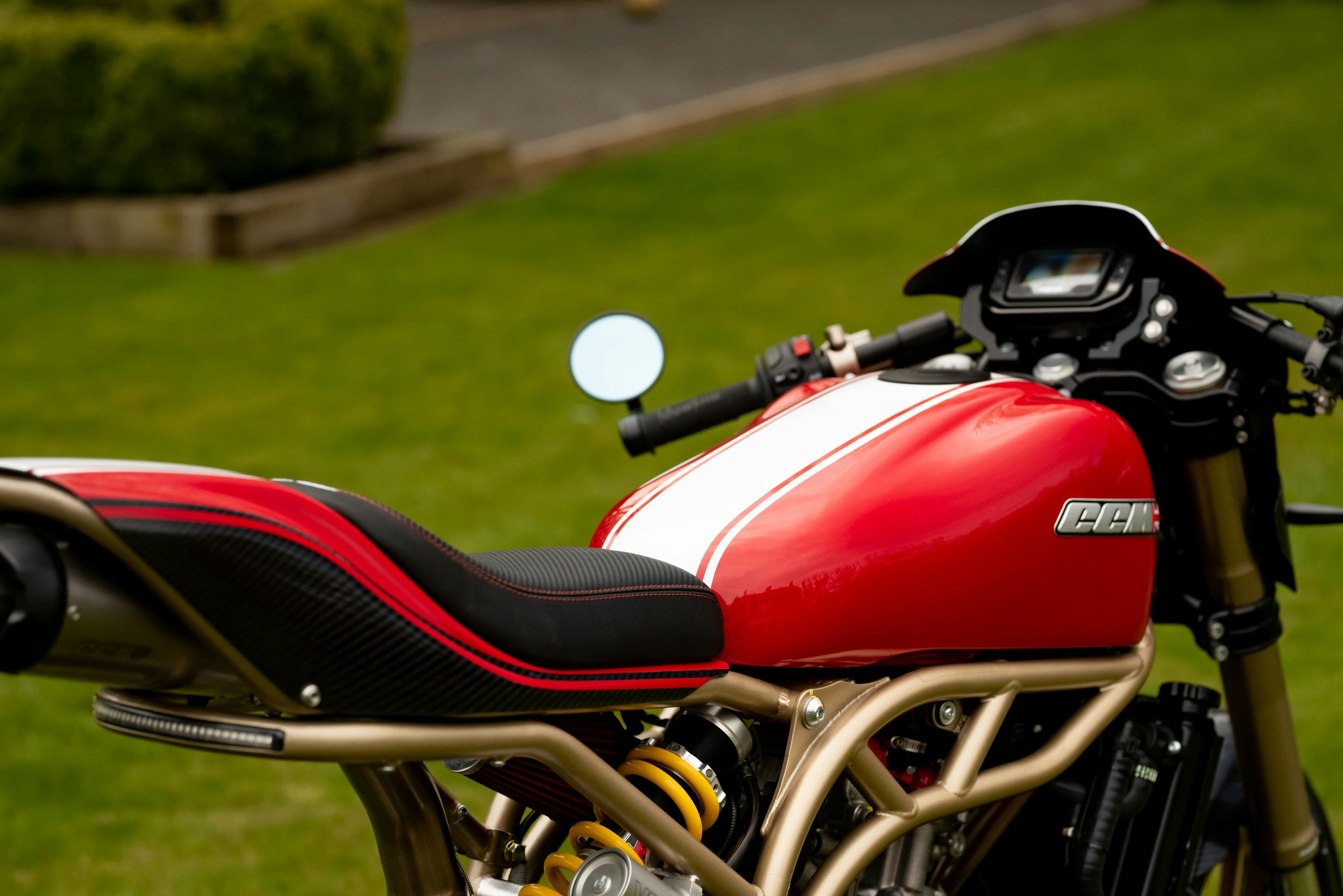 2021 CCM SPITFIRE FOGGY S EDITION - NEVER RIDDEN