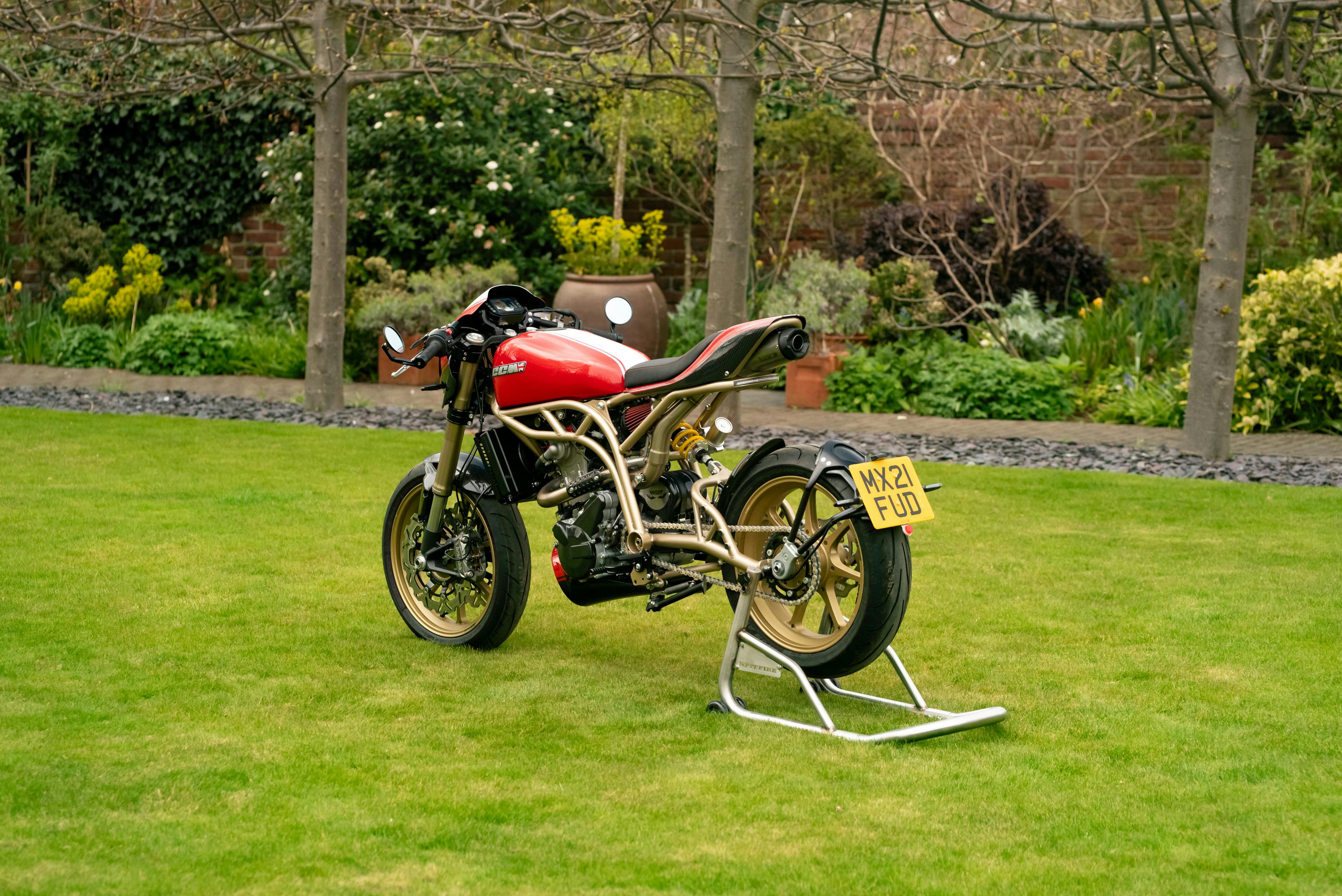 2021 CCM SPITFIRE FOGGY S EDITION - NEVER RIDDEN