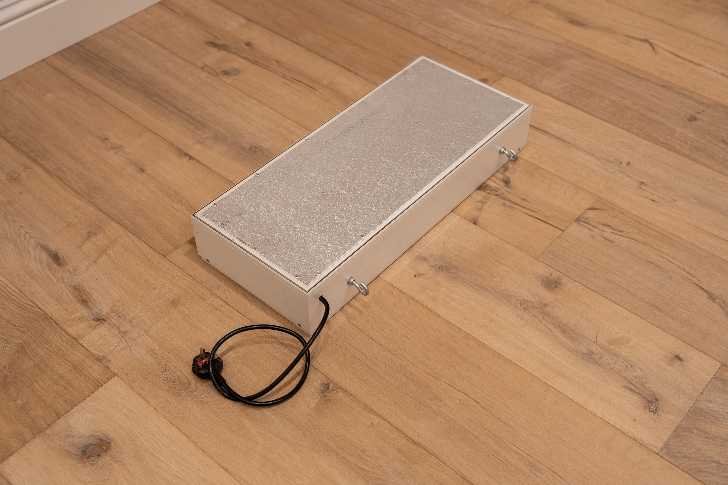 LAND ROVER ILLUMINATED ORIGINAL PARTS AND SERVICE SIGN for sale by ...