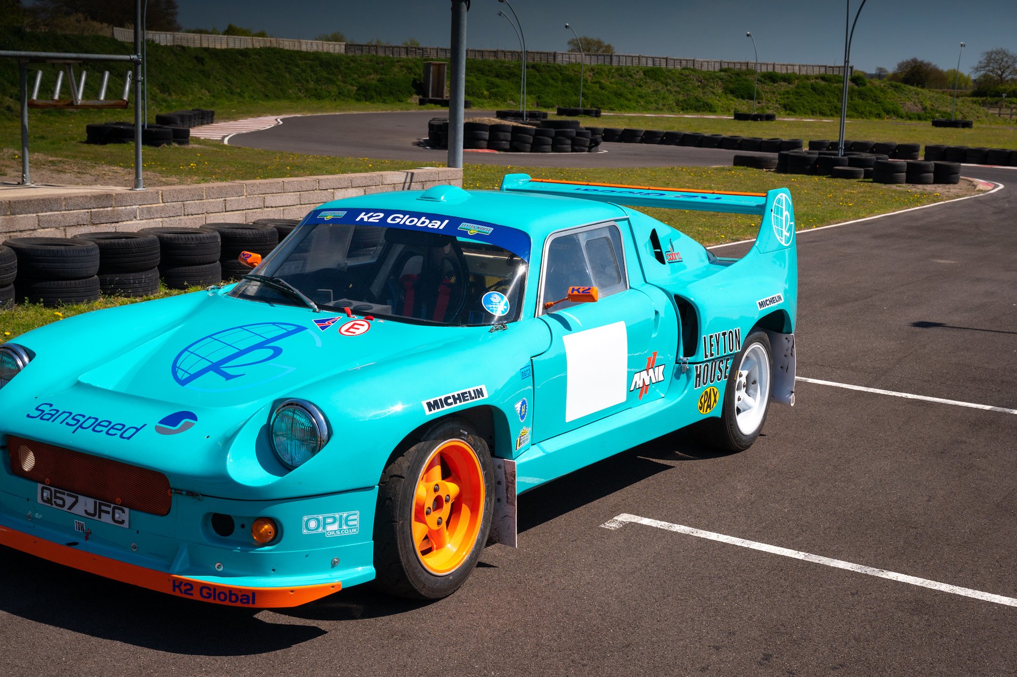 1989 DARRIAN T90 PROTOTYPE – EX-ROBIN HERD