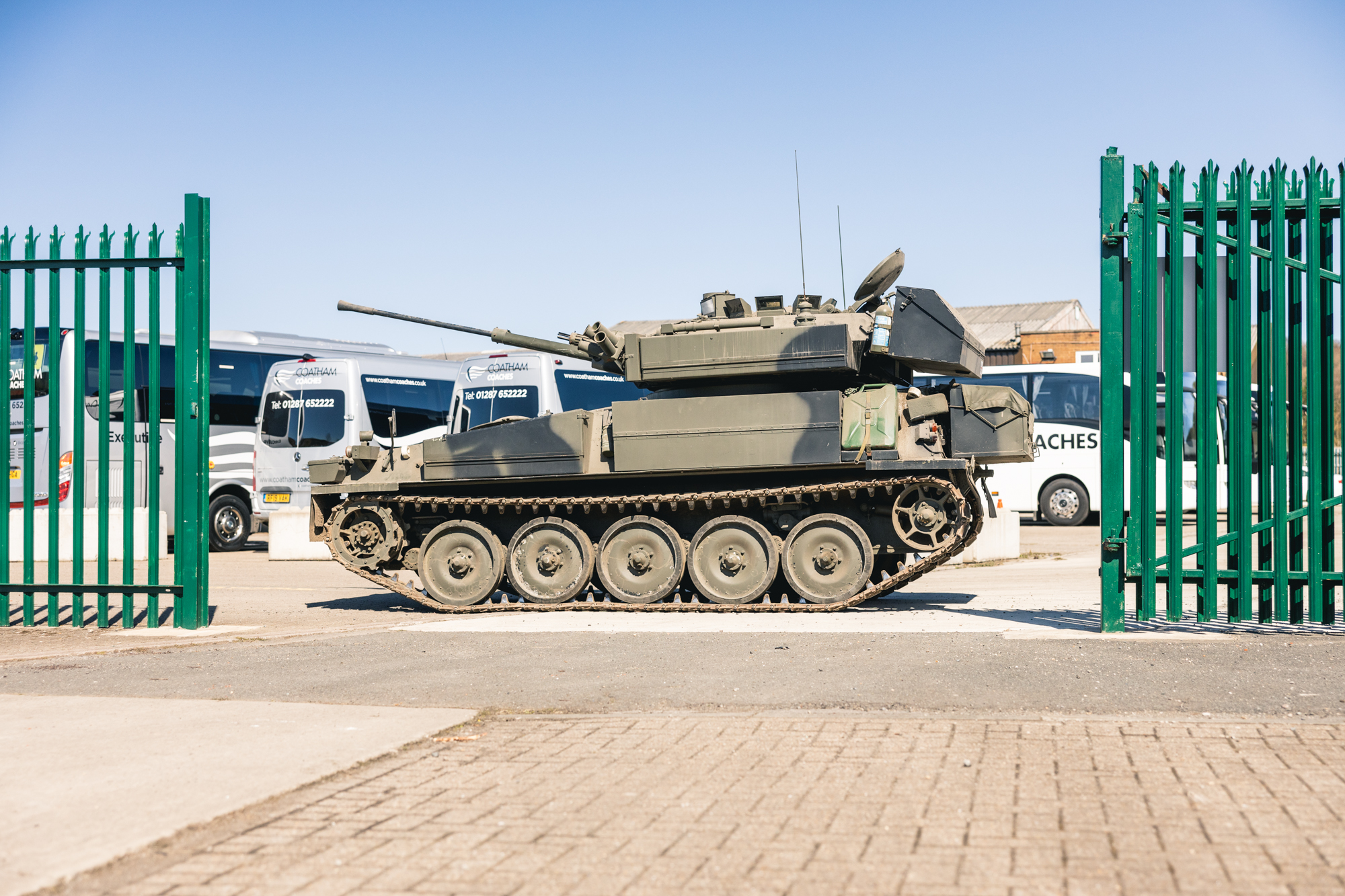 NO RESERVE: ALVIS SABRE LIGHT TANK